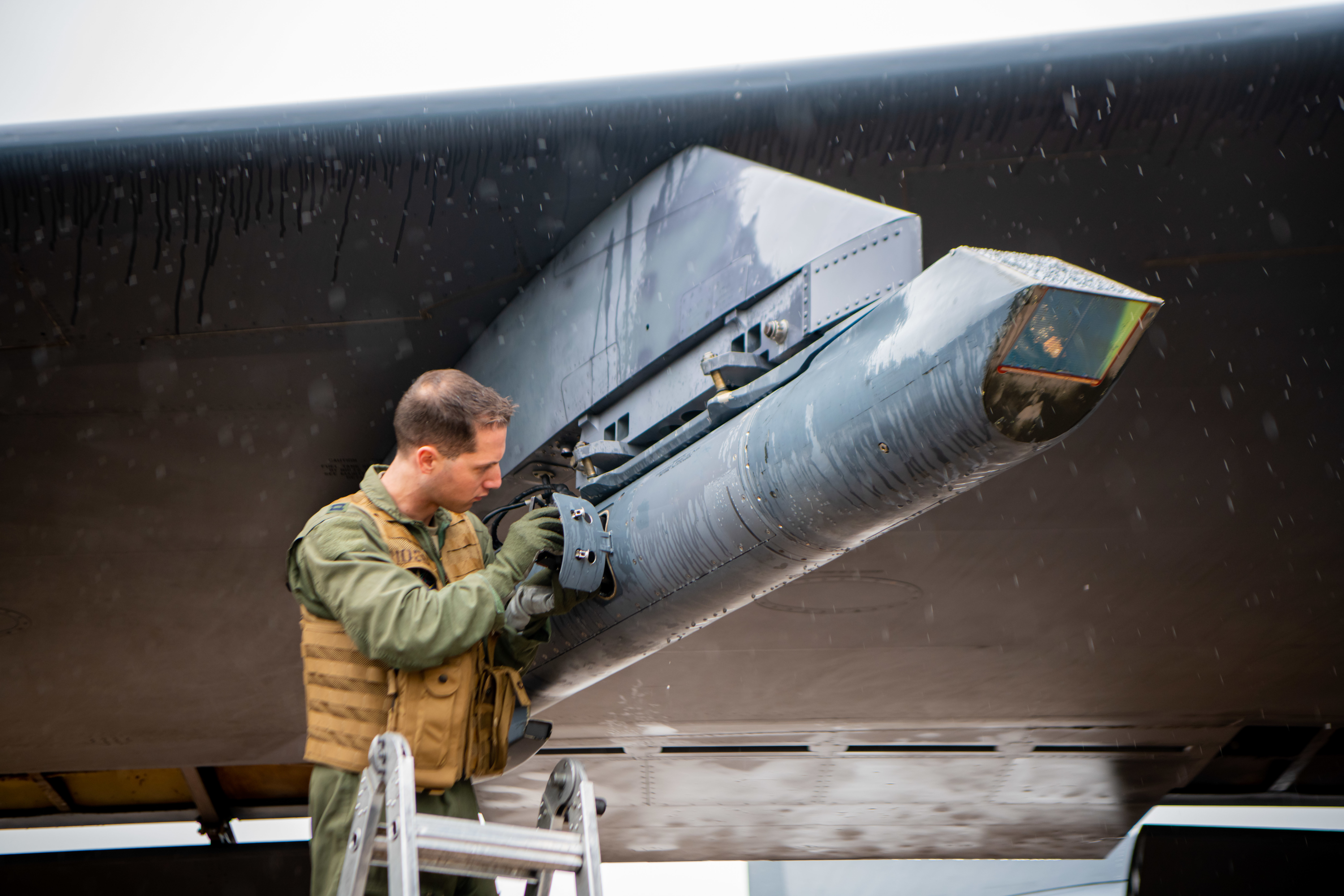 U.S. bombers take off for tri-lateral event