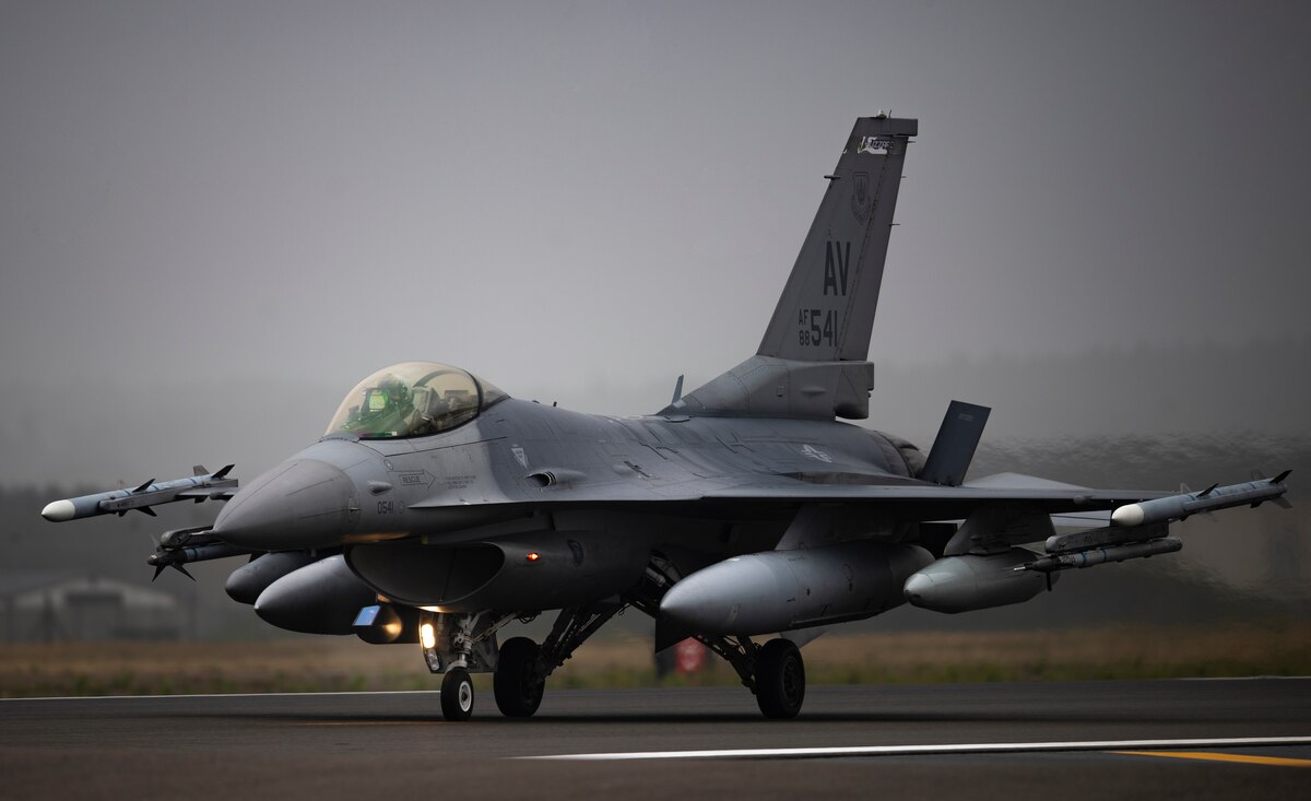 510th Fighter Squadron arrives at Lakenheath > Royal Air Force ...