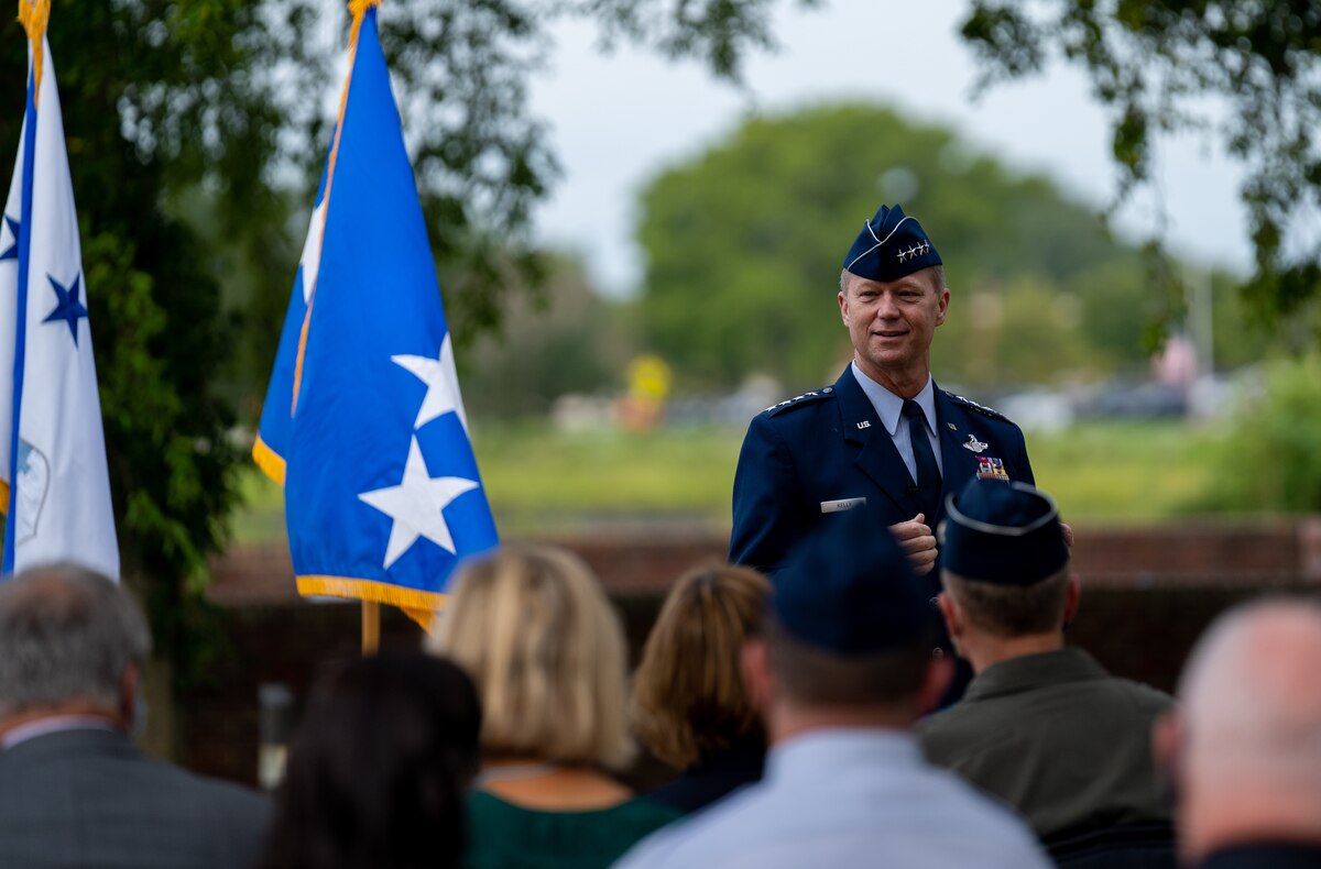 Lt. Gen. Kelly pins fourth Star > Creech Air Force Base > Article Display