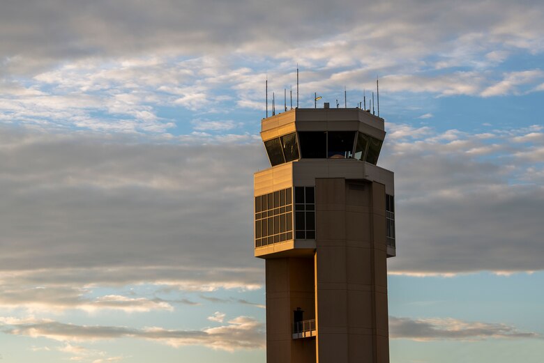 Sun sets over Dover AFB flight line > Dover Air Force Base > News