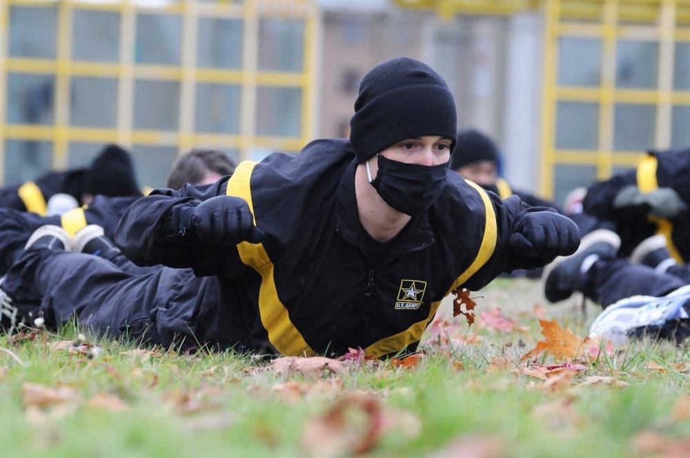 364th ESC Soldiers complete first ACFT in COVID environment > U.S. Army ...