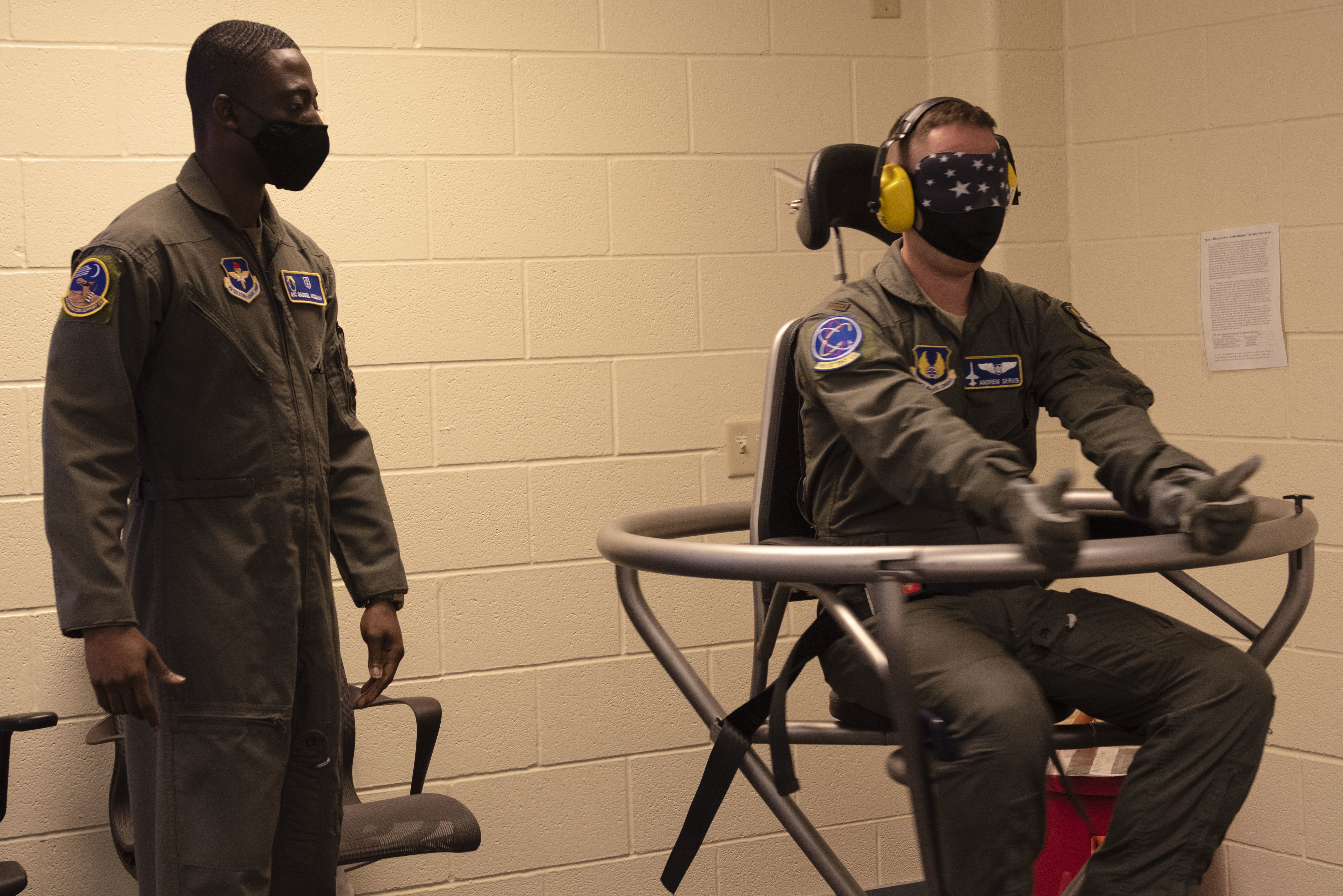 Experiencing the chamber: first steps before take off > Air Education ...