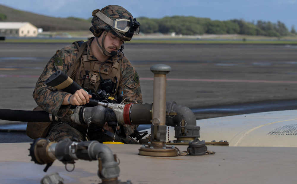15th MEU Marines, Sailors hone expeditionary advanced base operations