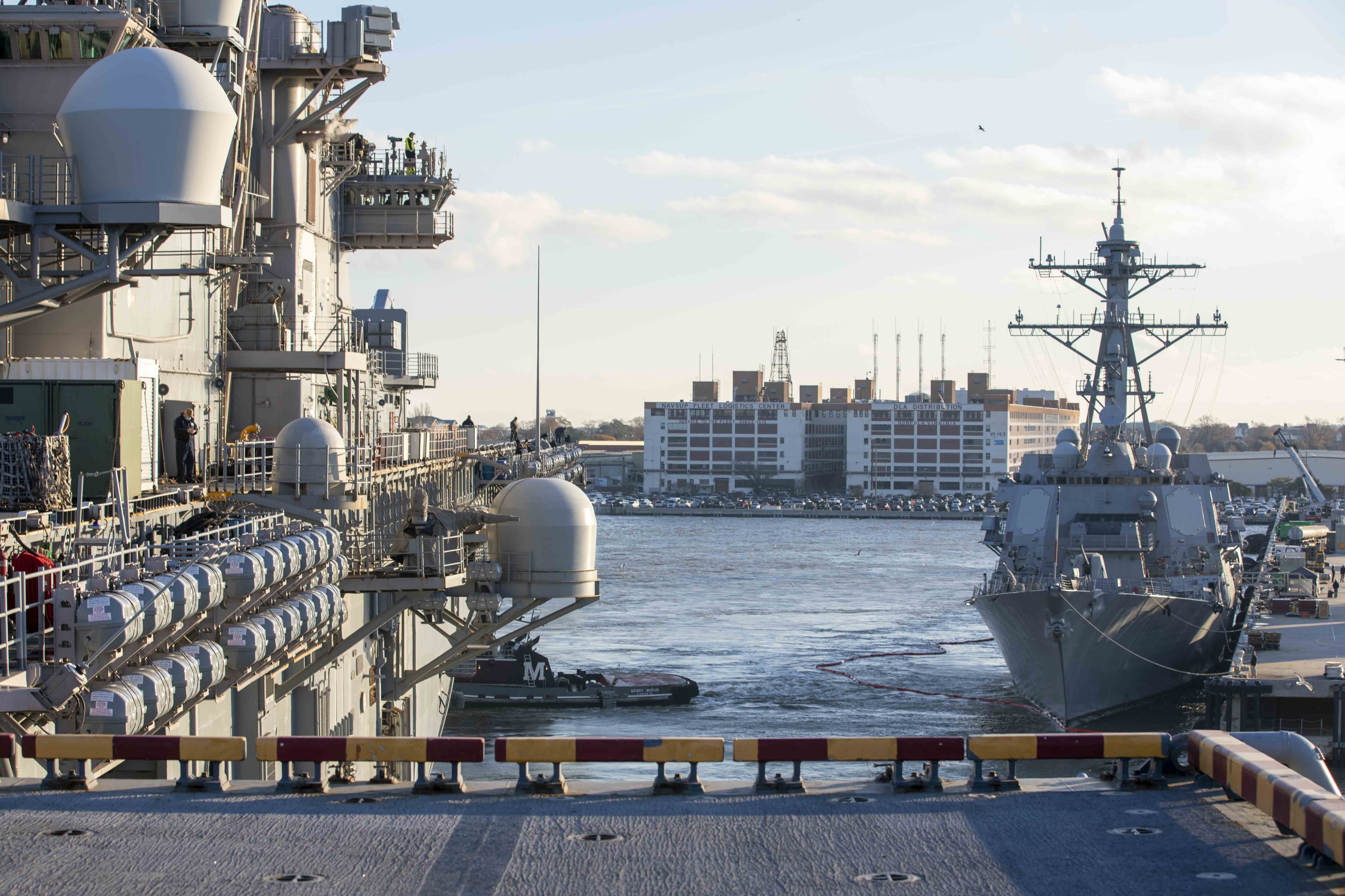 Kearsarge Sets Sail for Contractor Sea Trials > United States Navy ...