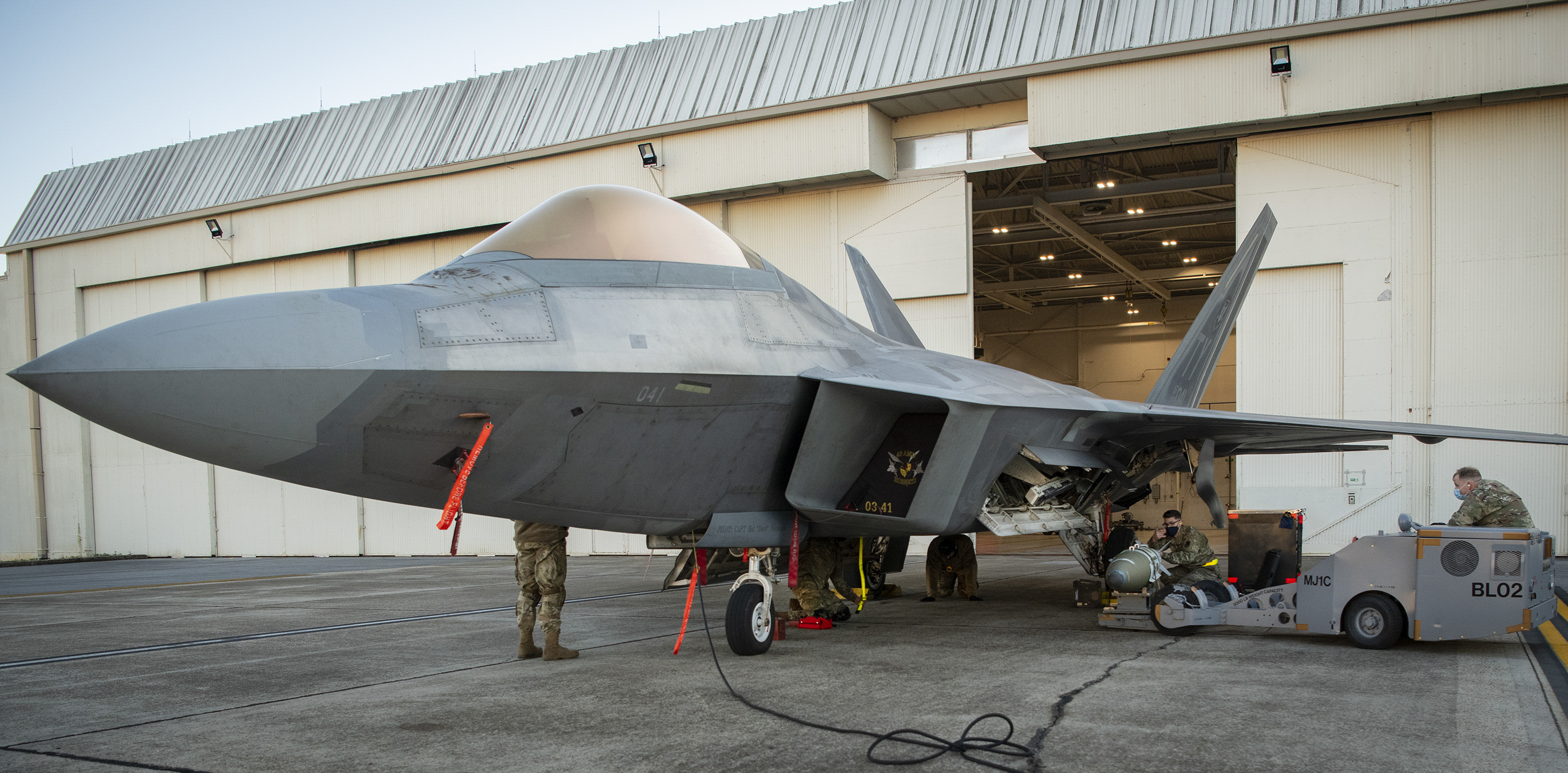 Raptor Ready: F-22 loadcrew competition > Edwards Air Force Base > News