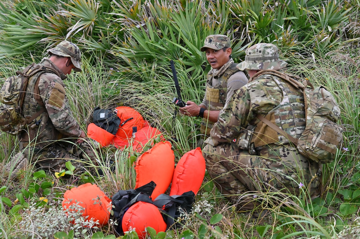 920th Rescue Wing marks 60th year since activation > 920th Rescue Wing ...