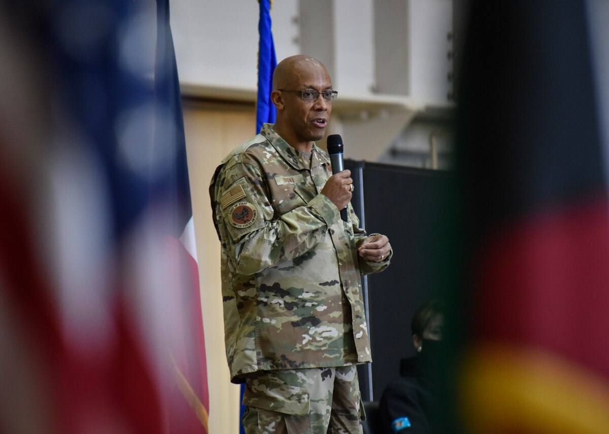 USAF Leadership visits ASAB > U.S. Air Forces Central > Display