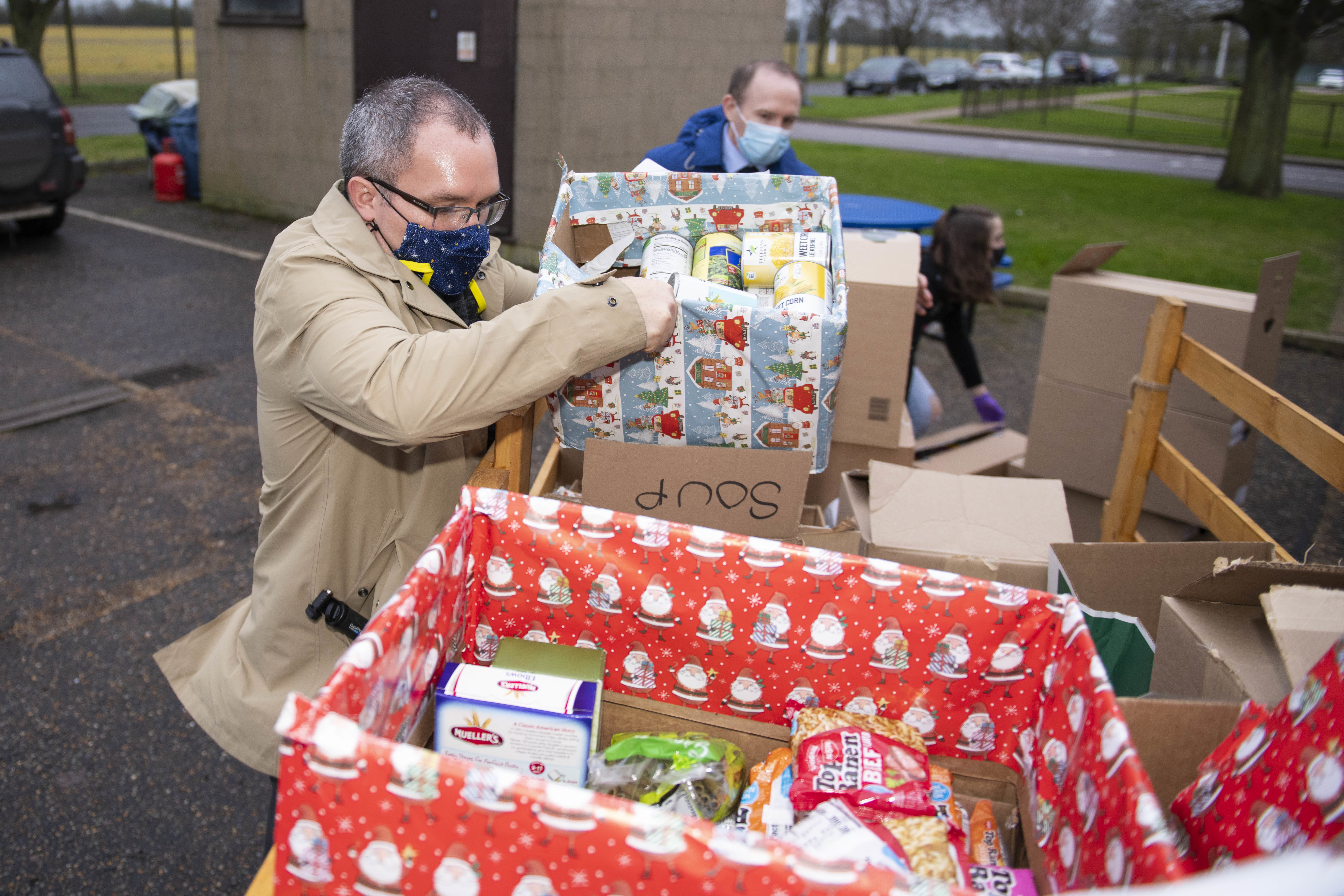 RAF Alconbury and RAF Molesworth communities unite for holiday food ...