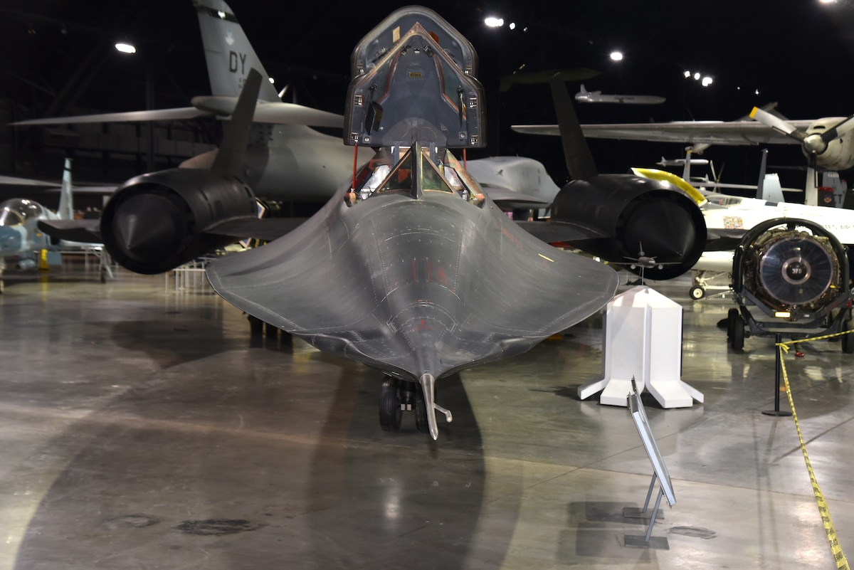 See inside the SR-71 cockpit; learn about the U-2, former ...