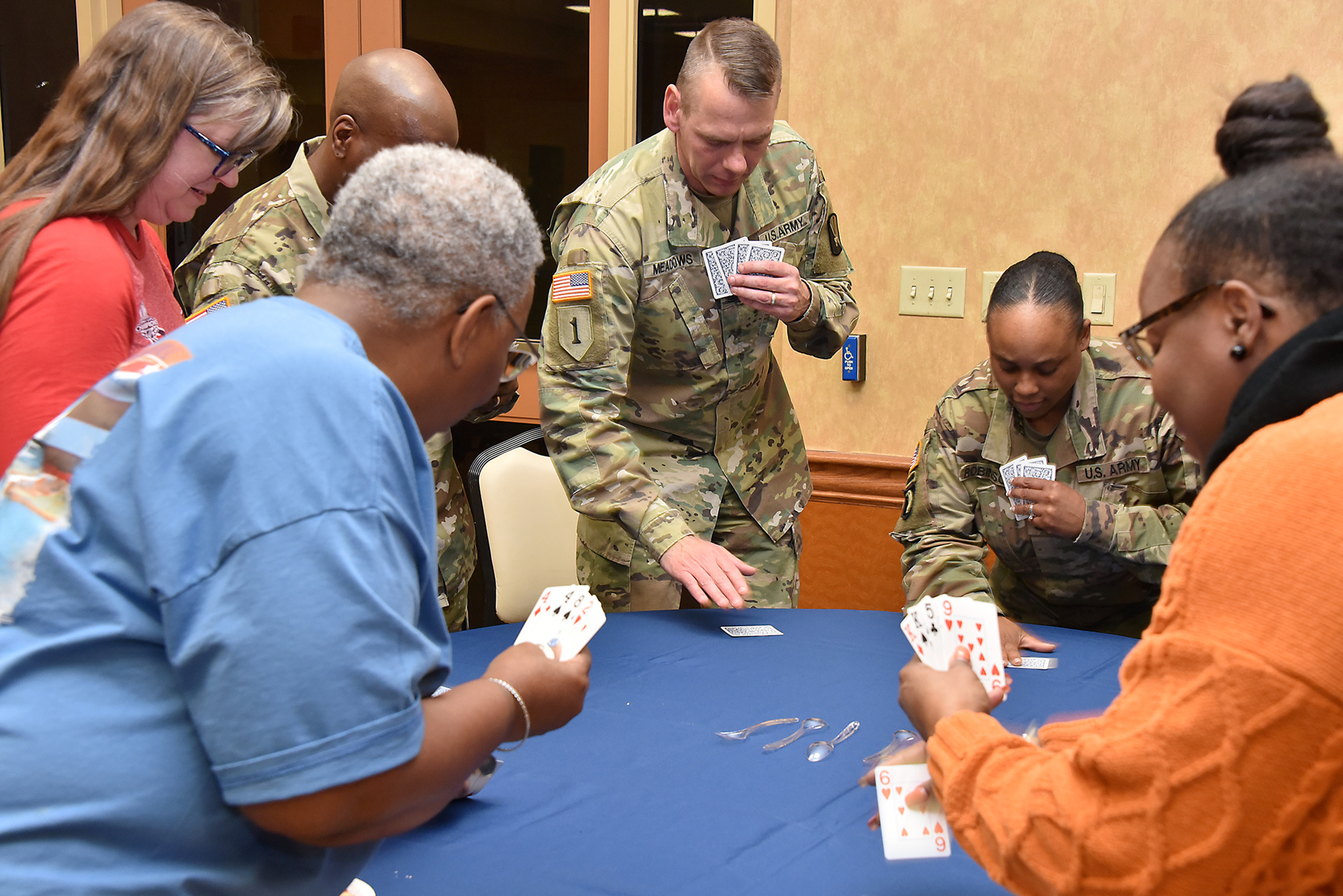'Right Arm Night' event at Fort Detrick 'builds a team of teams' > Army ...