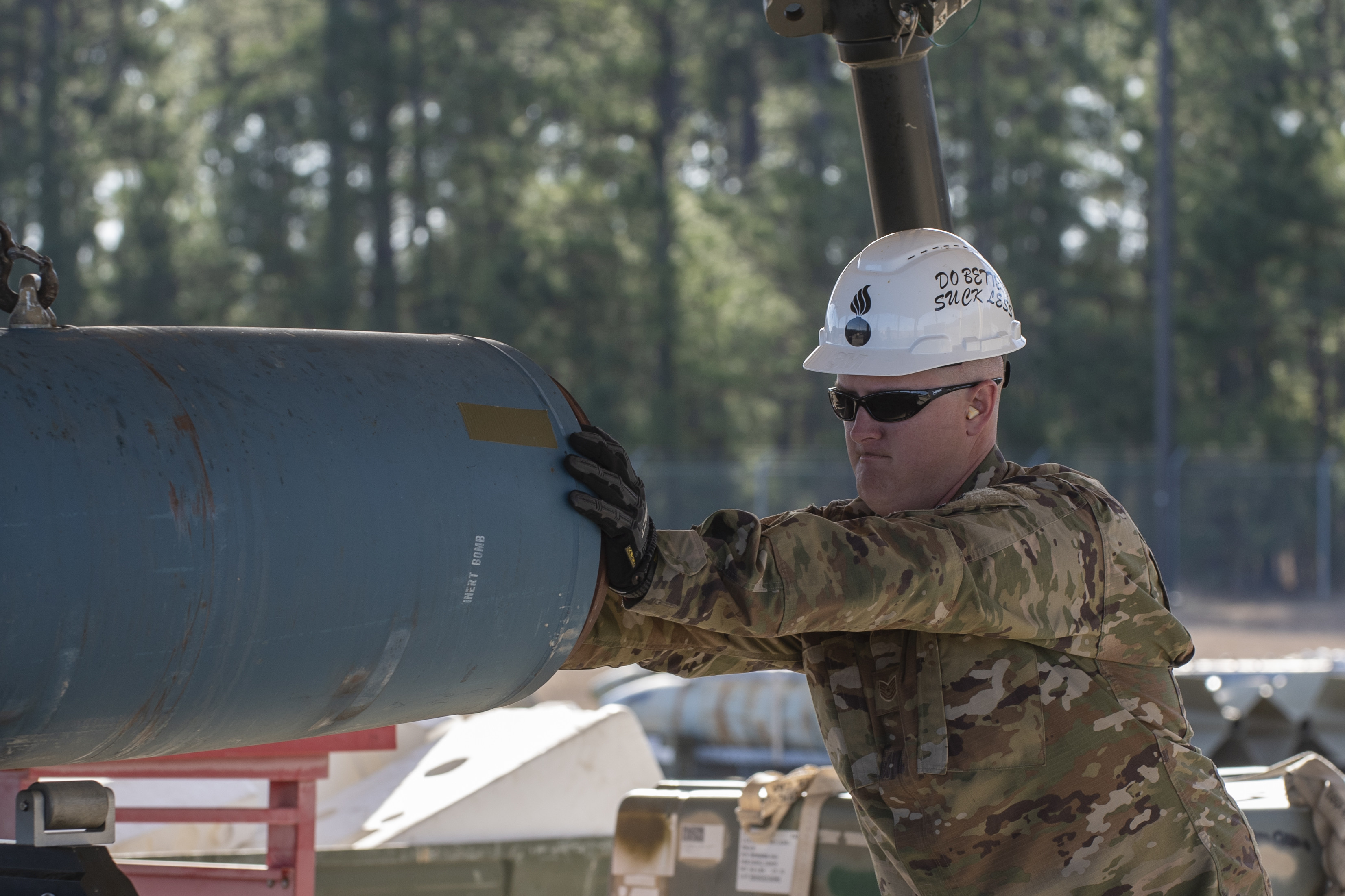 Shaw AFCOMP team builds more than bombs > Air Combat Command > Article ...