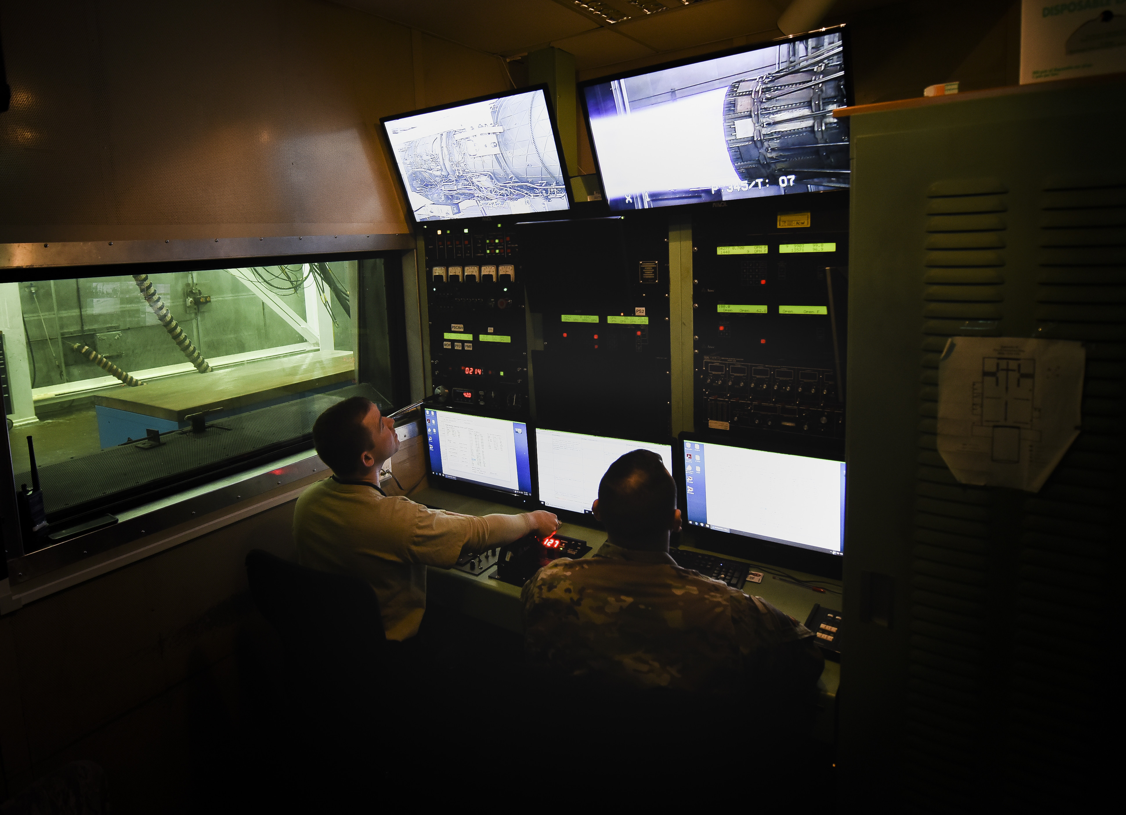 F-15 aircraft engine tested in 'Hush House' > U.S. Air Forces in Europe ...