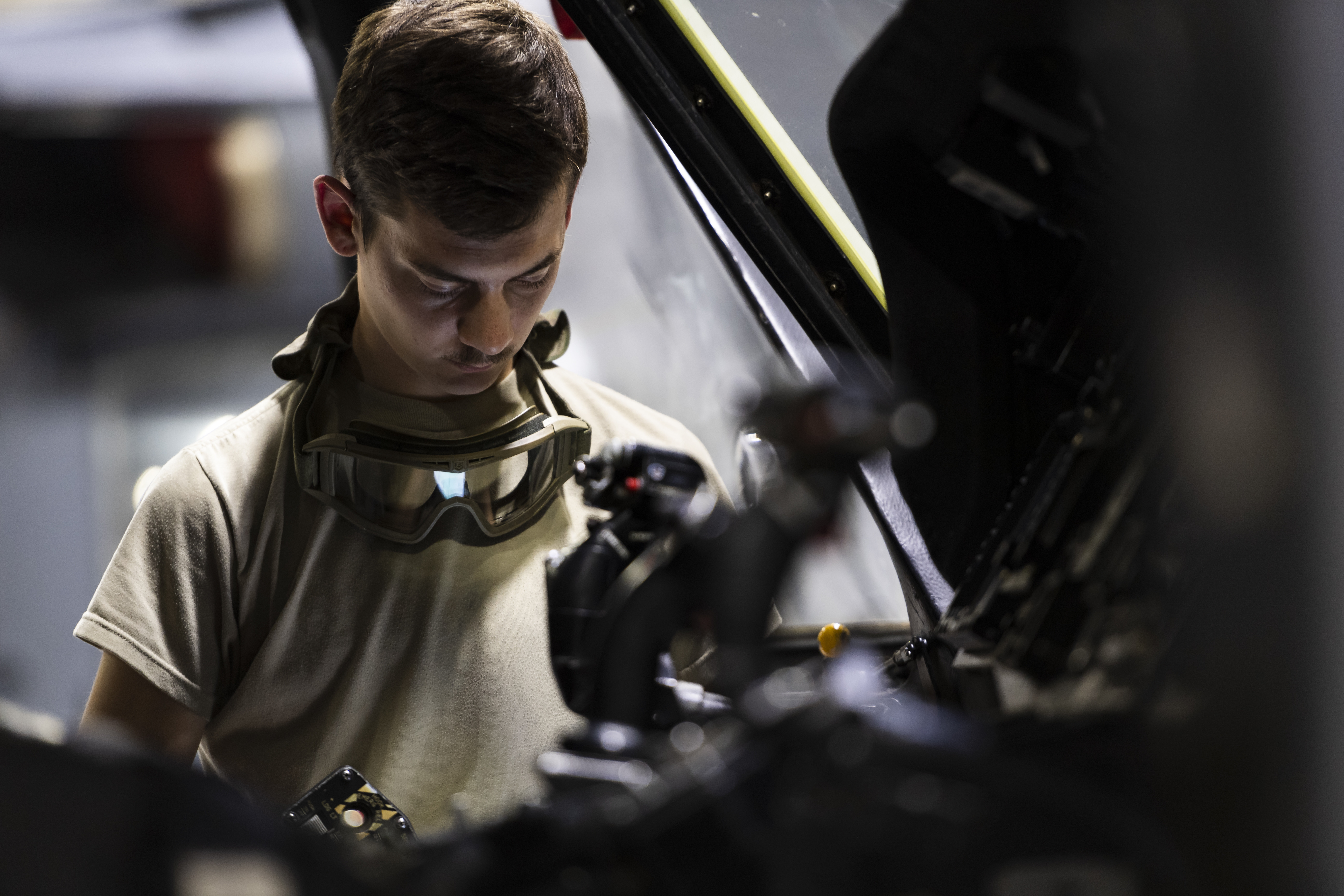 41st HMU Airmen perform 50-hour inspection > Moody Air Force Base ...