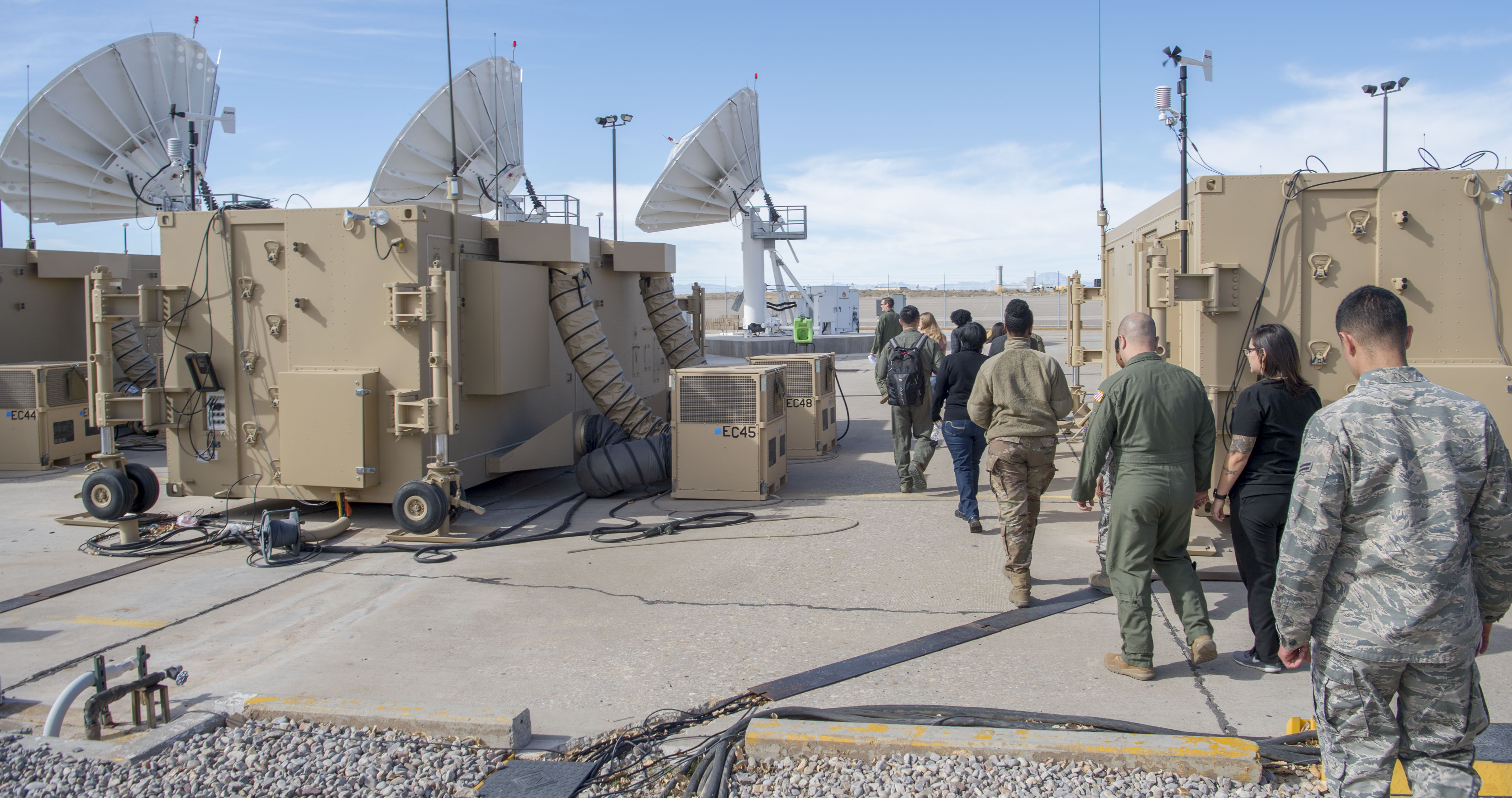 Holloman's 49th Operations Group hosts tour for families > Air ...