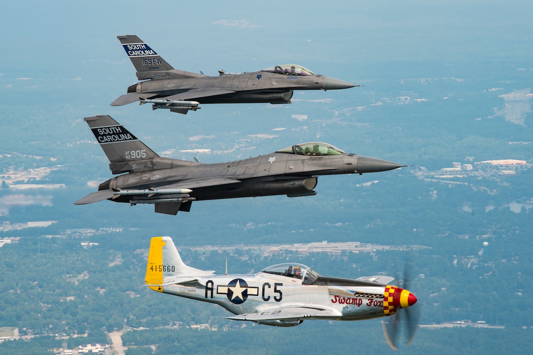 SCANG celebrates with P-51 Mustang namesake, “Swamp Fox"