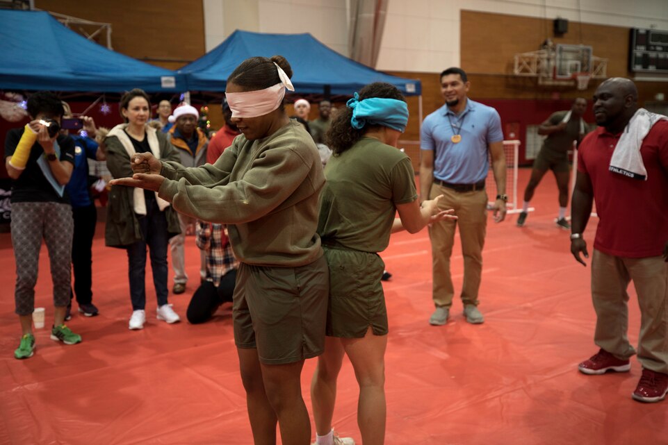 Not A Dry Eye In The House | 3rd MLG leader gives back > 3d Marine ...
