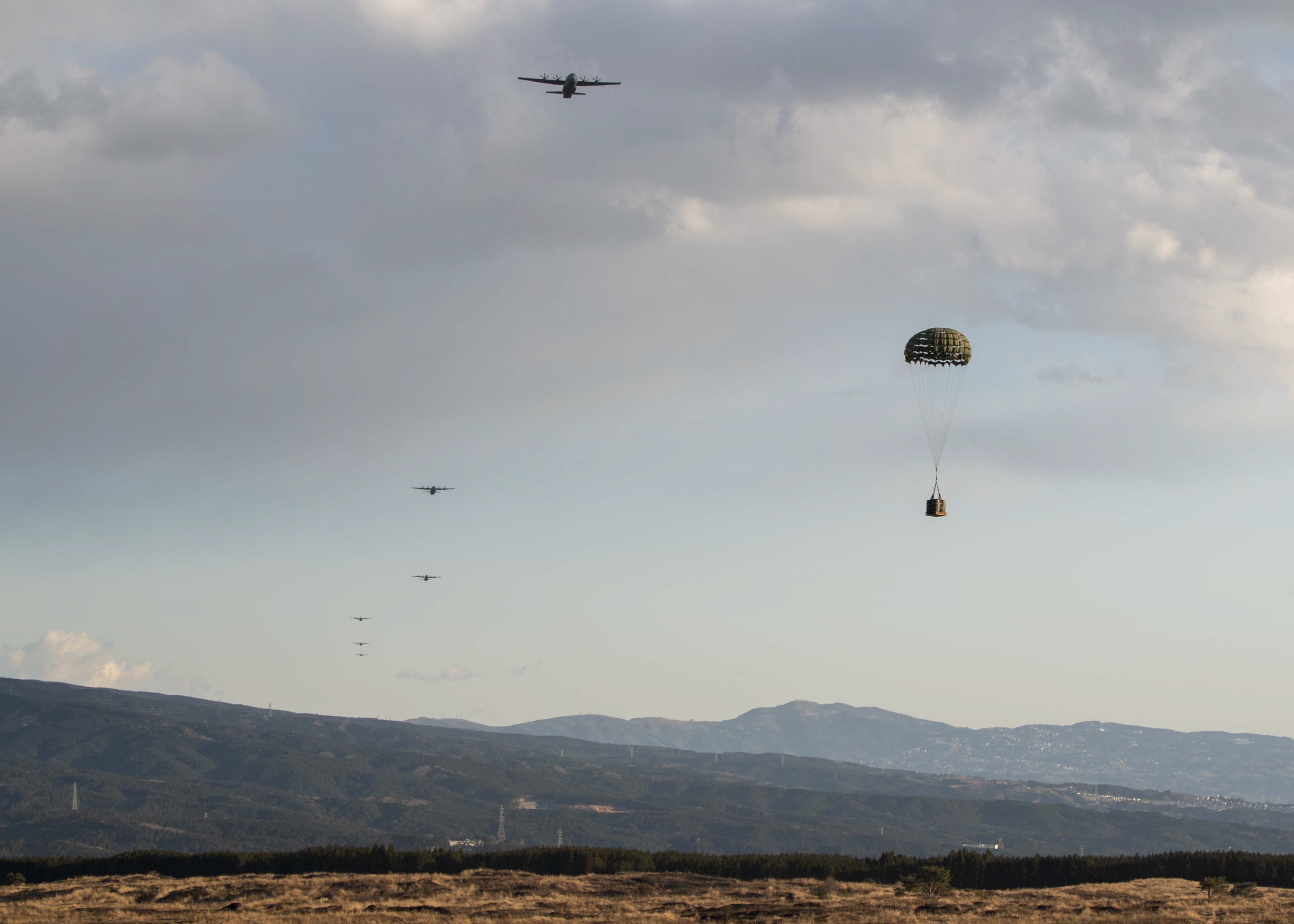 The Rock crosses the Pacific > Little Rock Air Force Base > Display