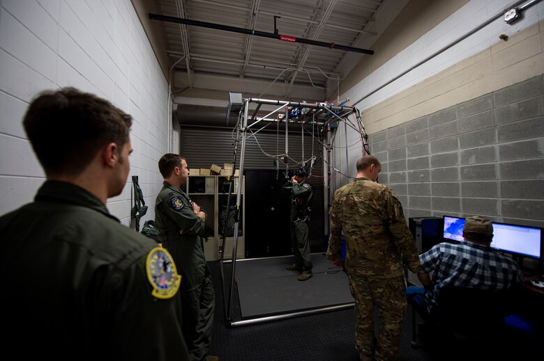 Emergency parachute training refreshes, assess aircrew > Moody Air ...