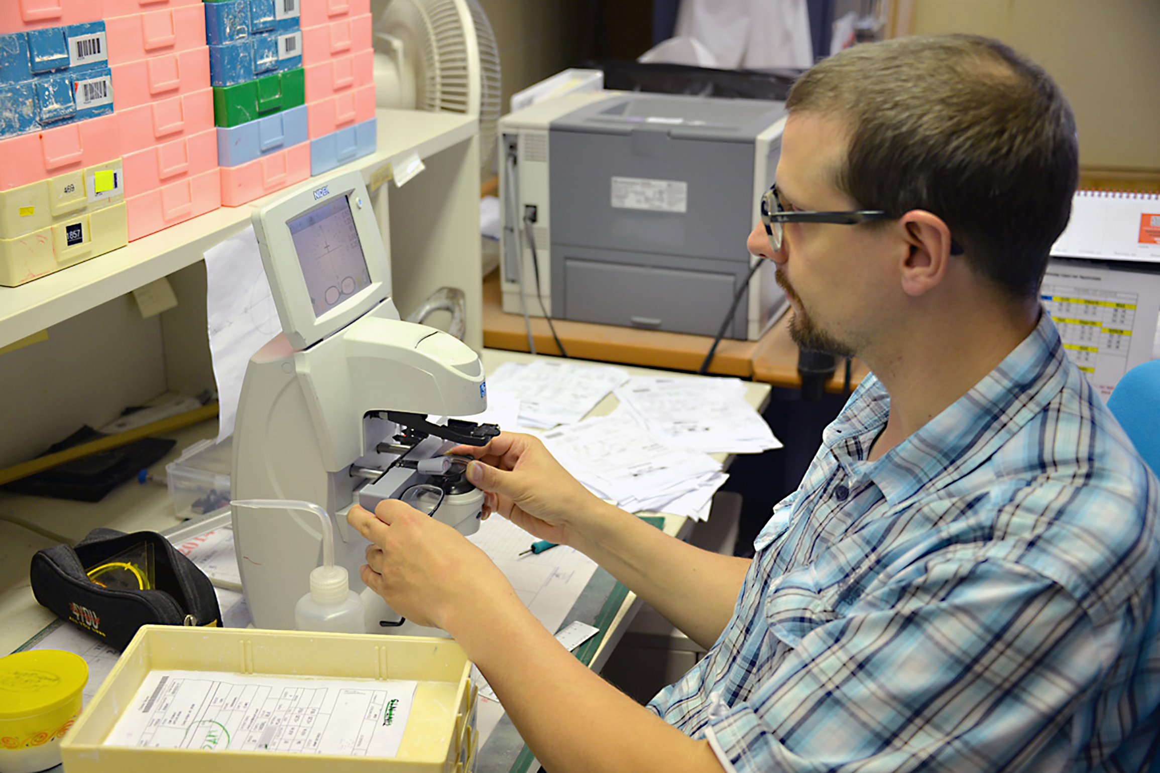 Why the Army Sees Value in Optical Fabrication > Army Medical Logistics ...