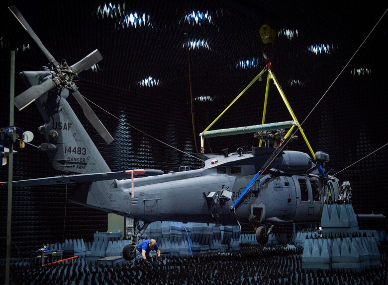 Hang in there: HH-60W enters chamber for defense systems testing > Air ...