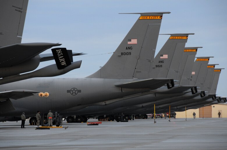KC-135s on the ramp > 185th Air Refueling Wing > Article Display