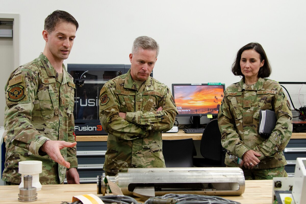 New 16th AF commander, command chief immerse into AFTAC mission > Air ...