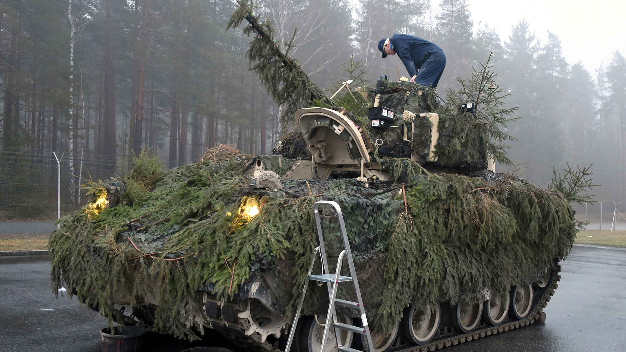 Combat Vehicle Tactical Engagement Simulation System