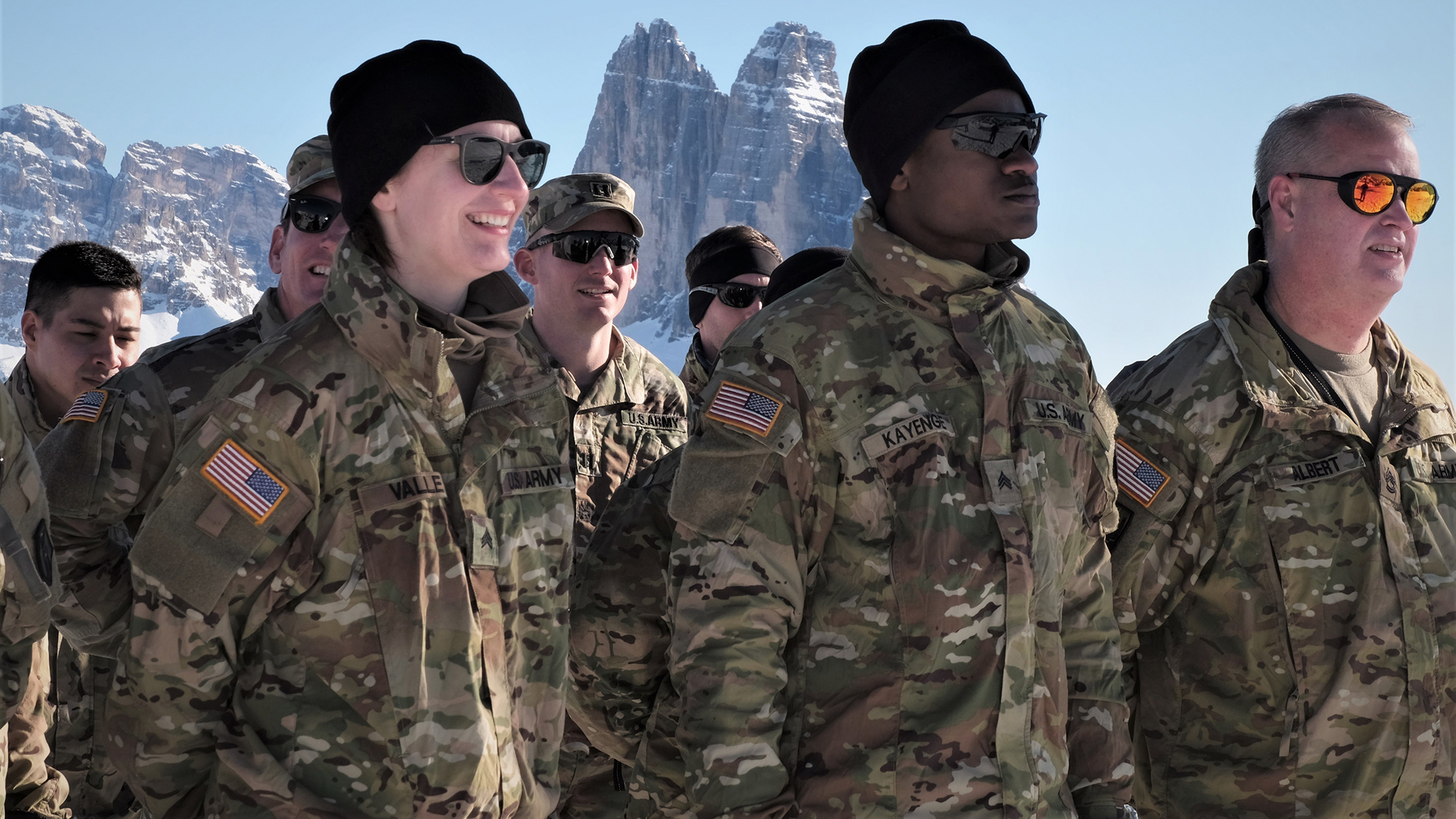 U.S. Soldiers summit Monte Specie with Italy´s 6th Alpine Regiment