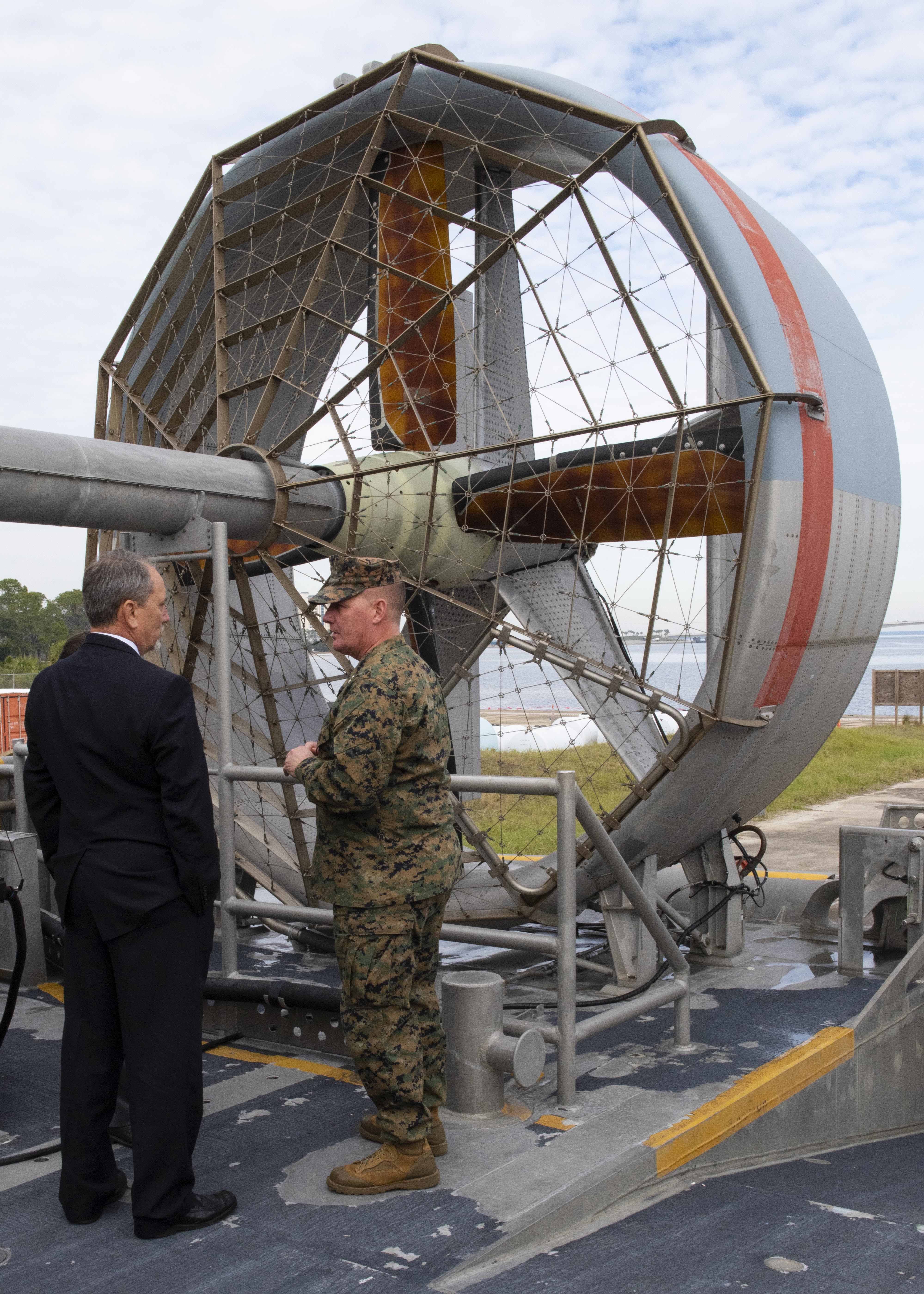 NSWC Panama City welcomes Director of Expeditionary Warfare > The Force ...