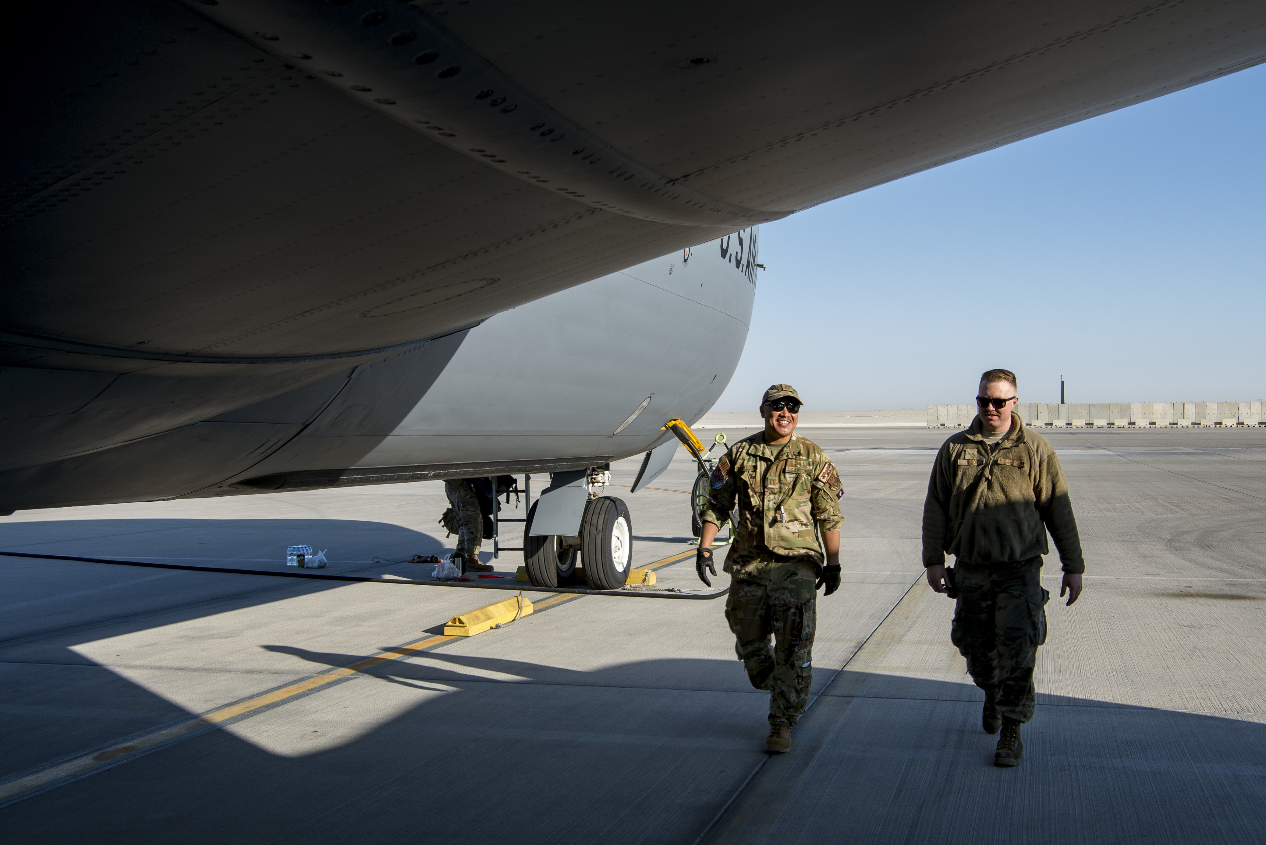 USAF KC-135 conducts aerial refueling over Afghanistan