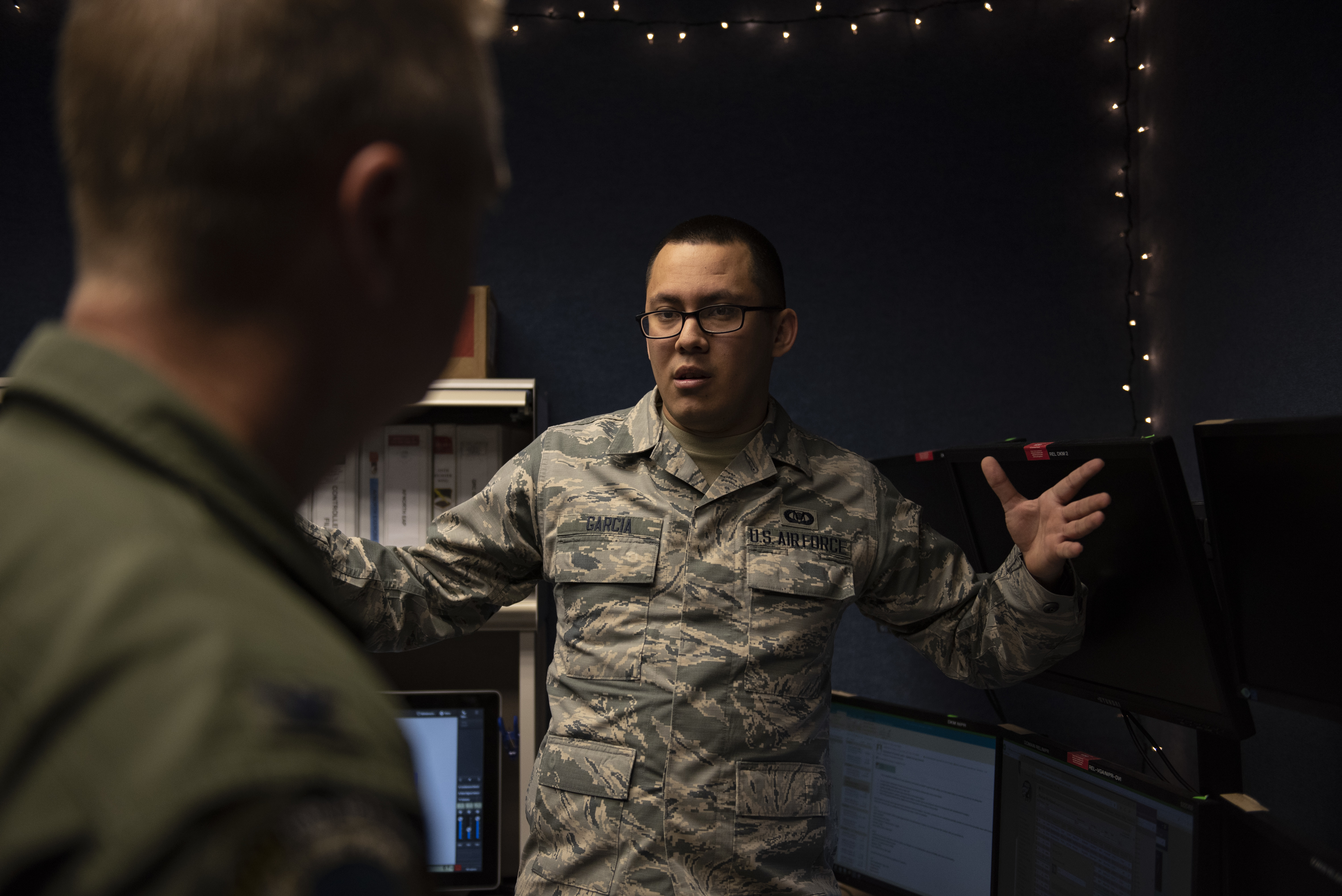 Wing commander visits Tyndall Command Center Airmen > Tyndall Air Force ...