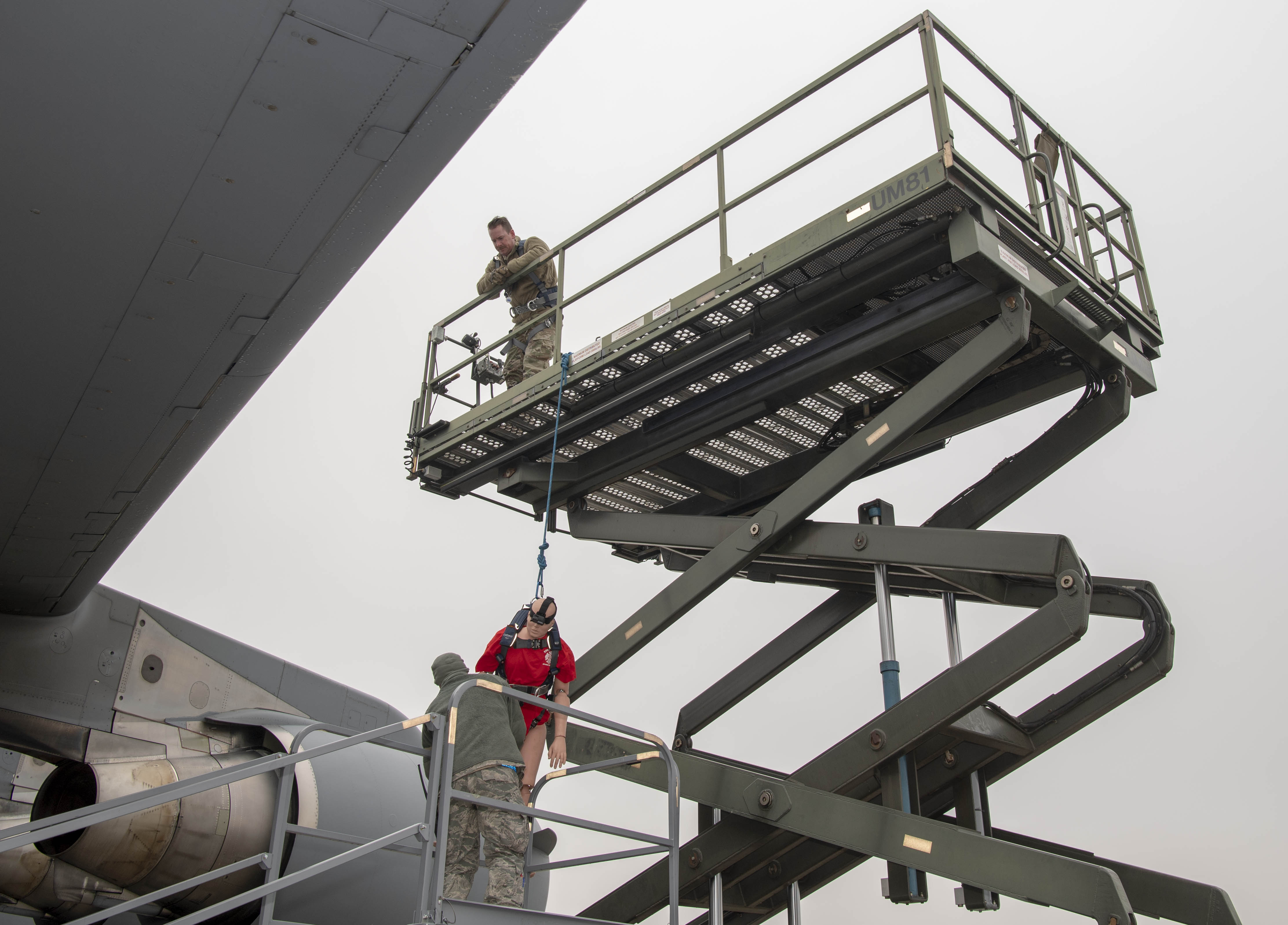 726th AMS conducts fall protection exercise > Spangdahlem Air Base > News
