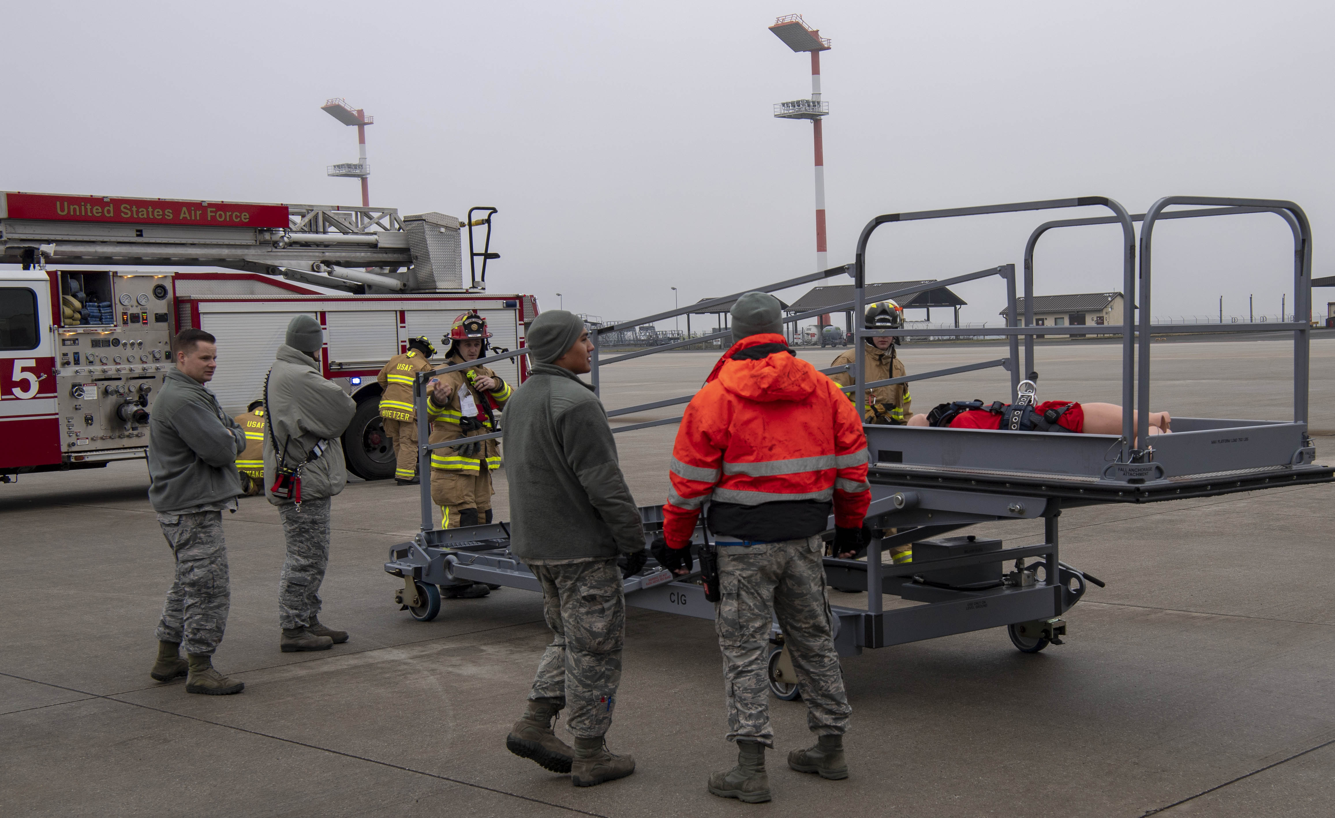 726th AMS conducts fall protection exercise > Spangdahlem Air Base > News