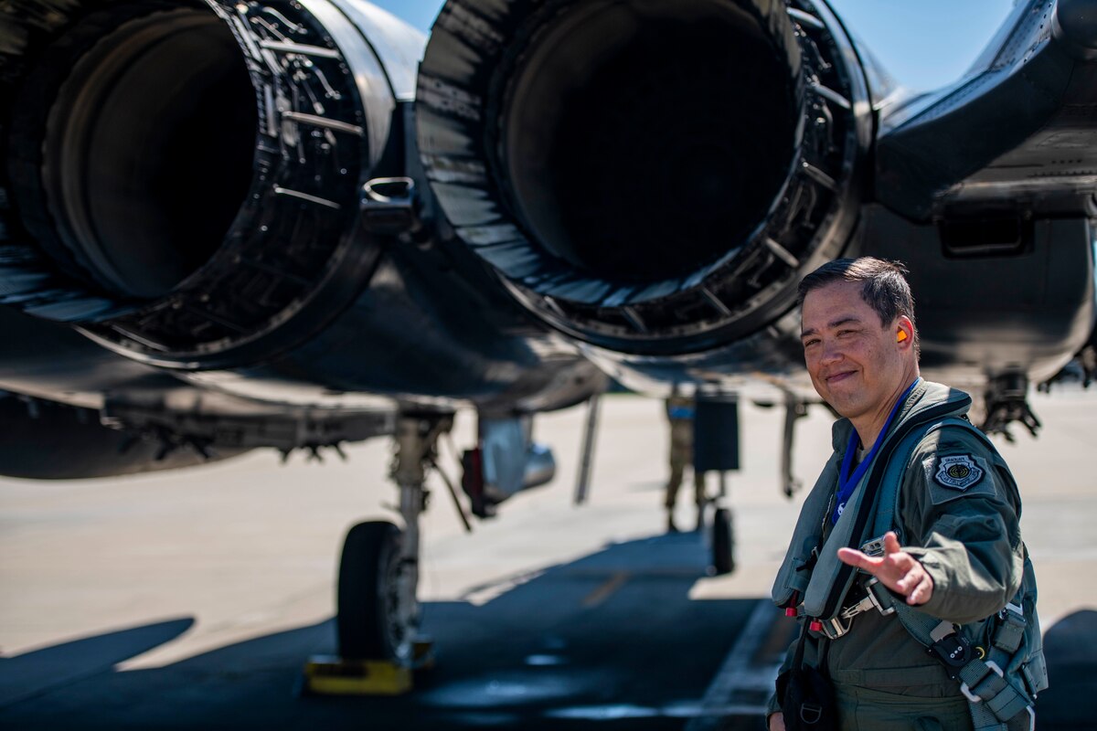 Col. Yates bids farewell to Team Seymour > Seymour Johnson Air Force ...