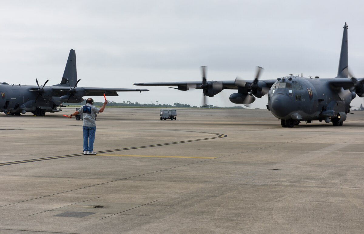 4th SOS, AMU make history with AC-130U > Hurlburt Field > Article Display