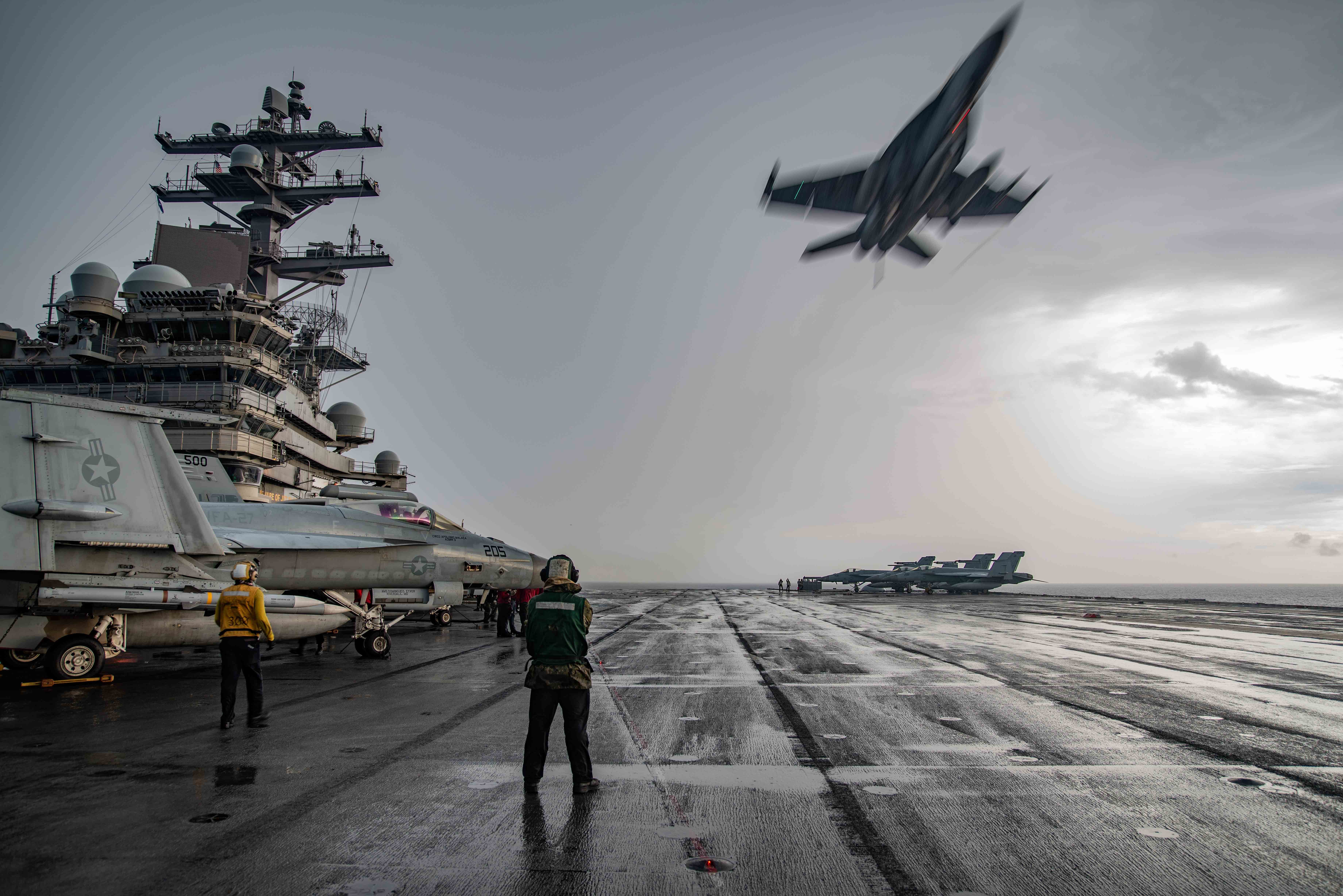 Dual Carrier Strike Groups Reinforce U.S. Commitment to Freedom ...