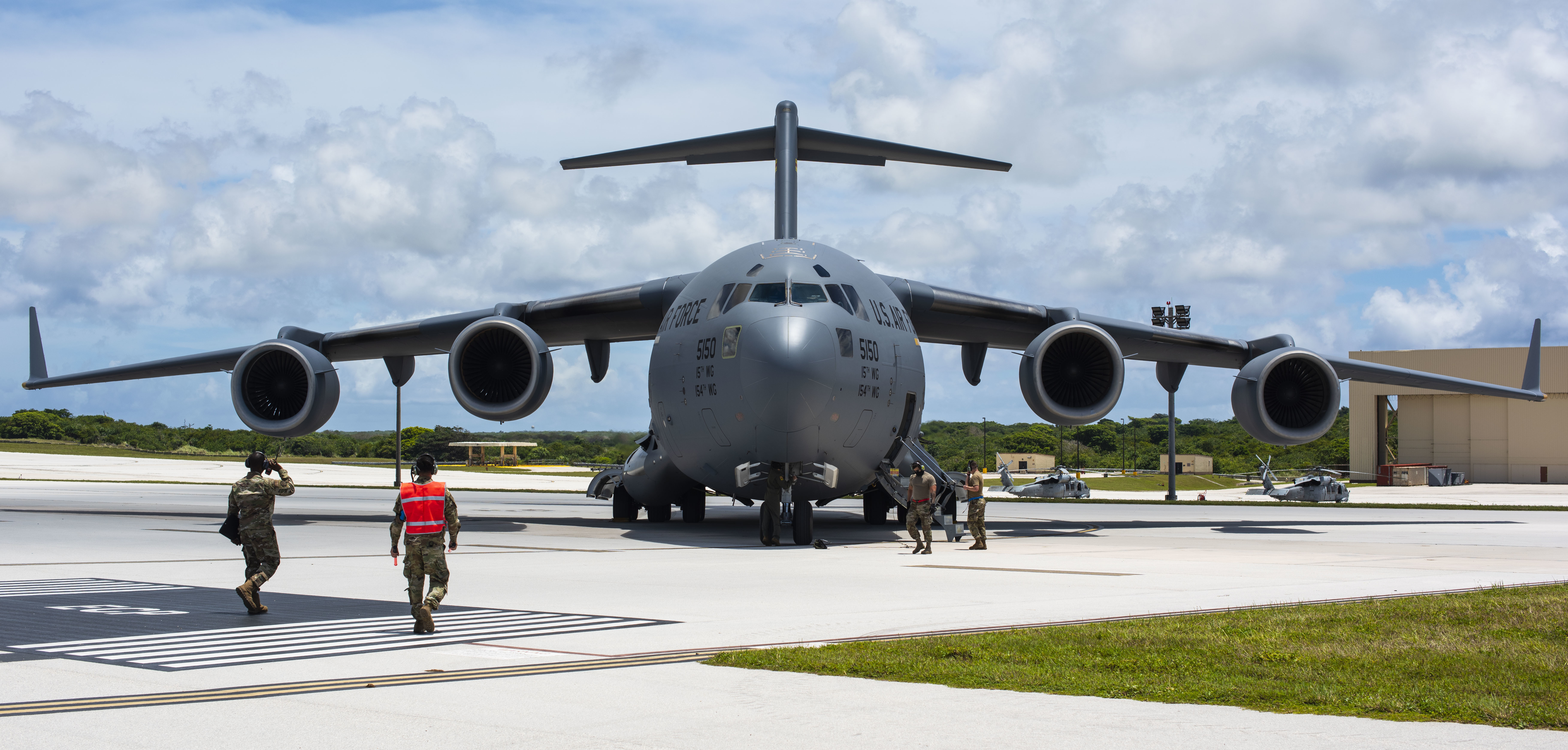 Air Mobility Squadron keeps C-17s ready after Joint Forcible Entry ...