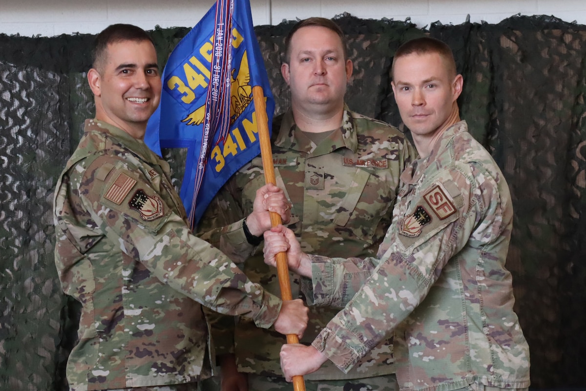 741st MSFS, 341st MSOS host dual change of command > Malmstrom Air ...