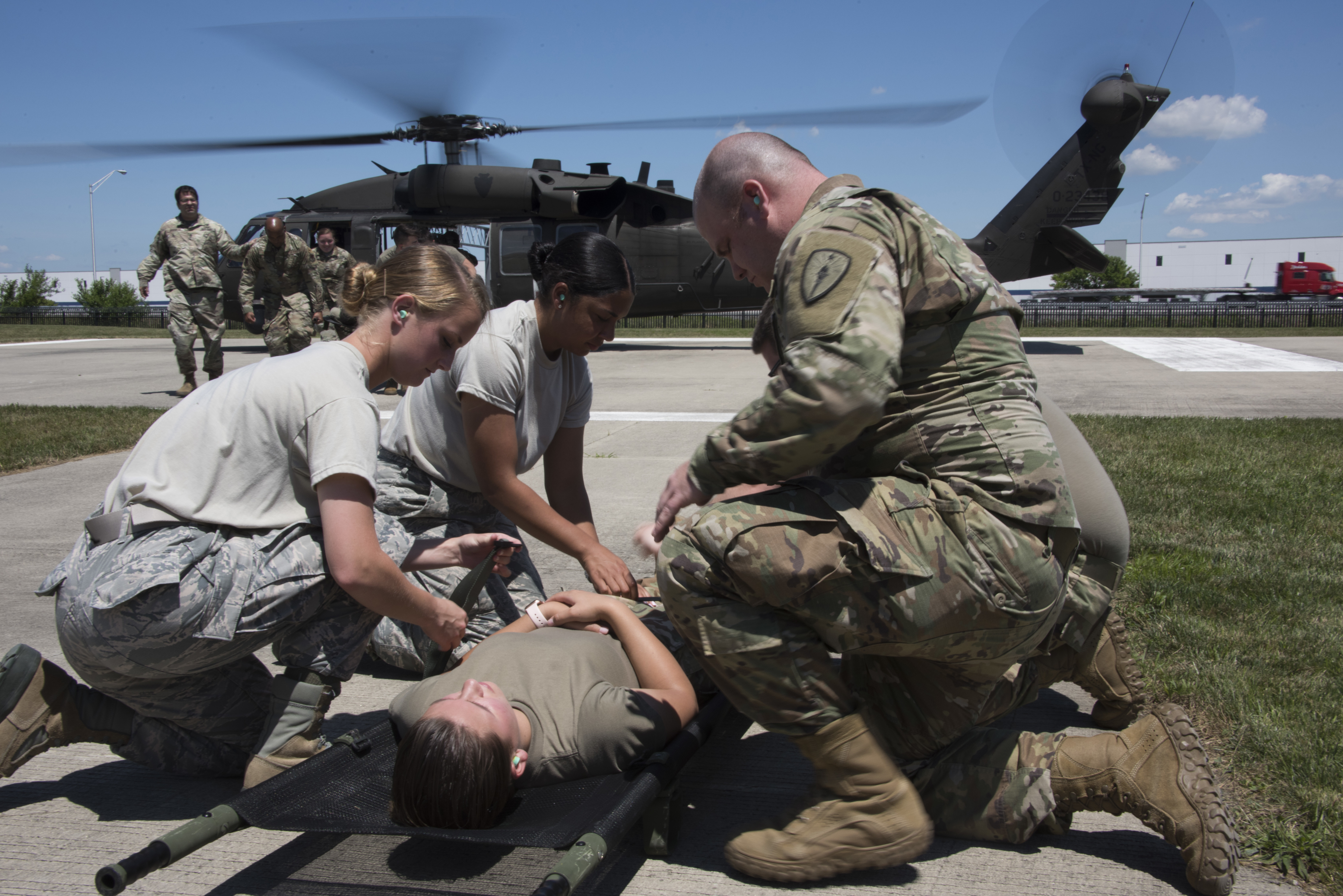Indiana Airmen, Soldiers join in patient transport exercise > Air ...