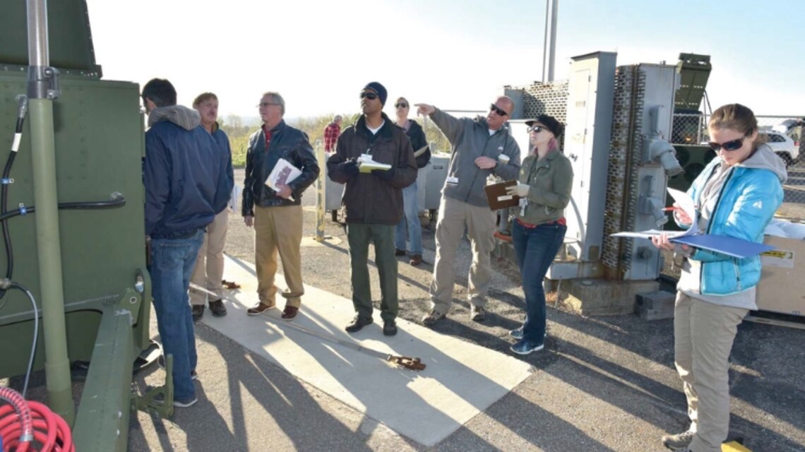 PEO Land Systems engineer receives Navy’s top Emergent Engineer award ...
