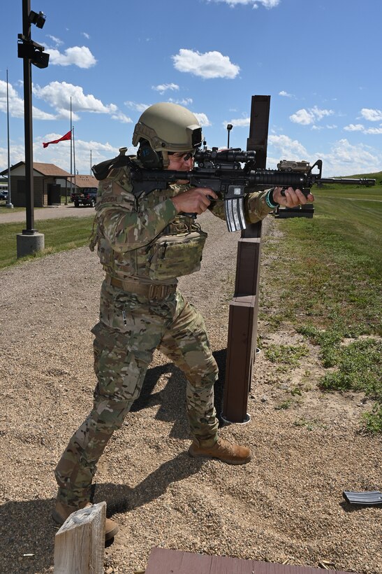 SrA LaBodda firing M4
