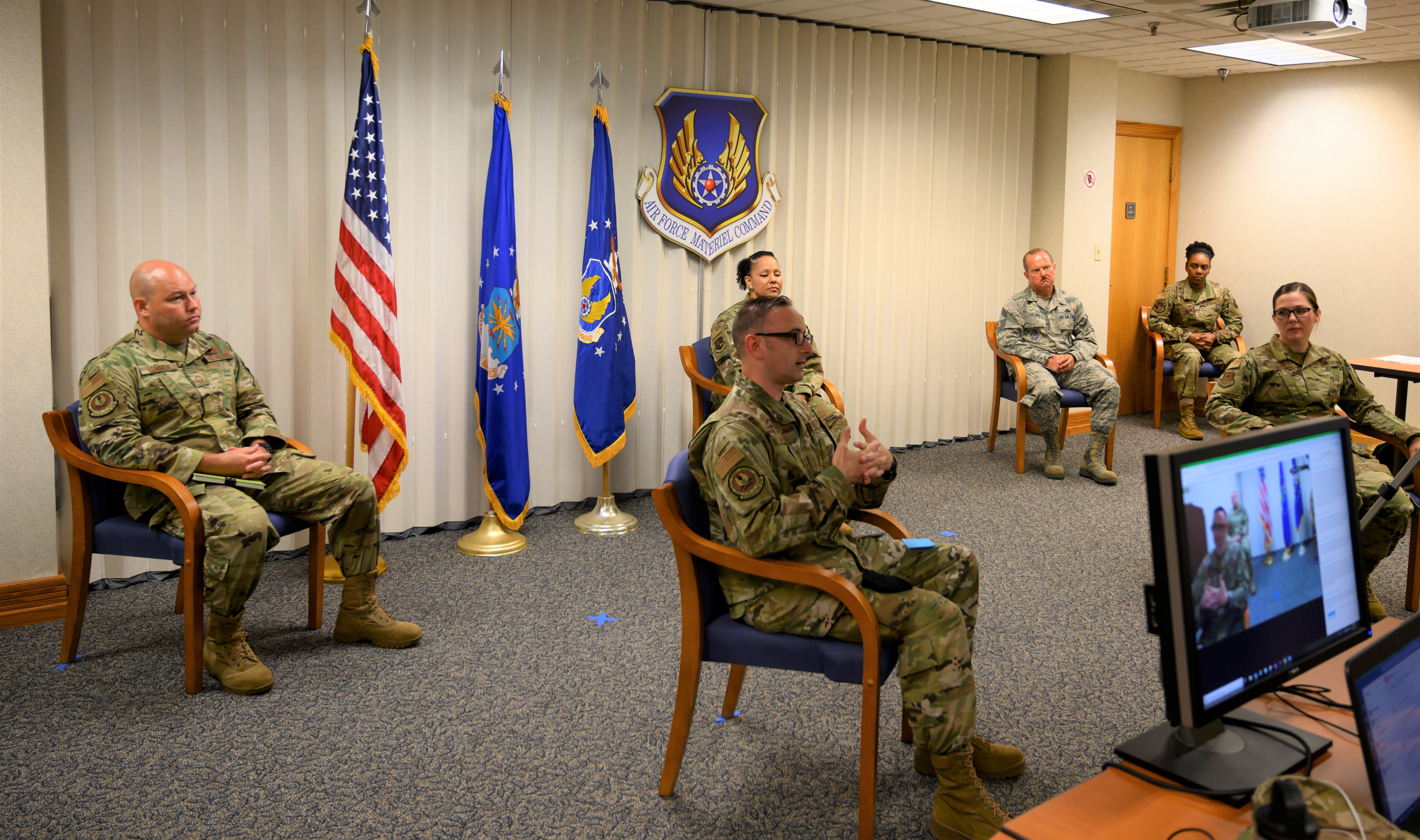 Virtual orientation prepares new leaders for success > Air Force ...