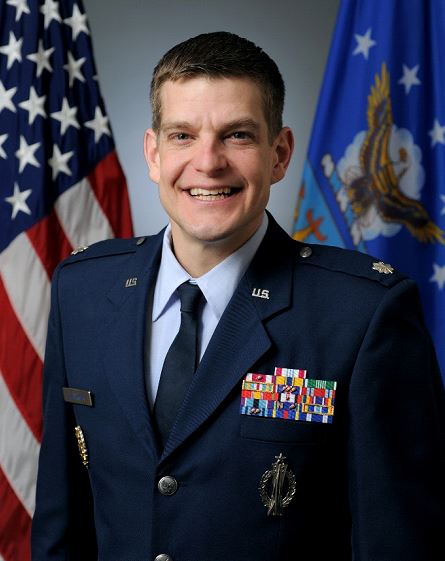 LIEUTENANT COLONEL JONATHAN M. WALKER Biography Photo