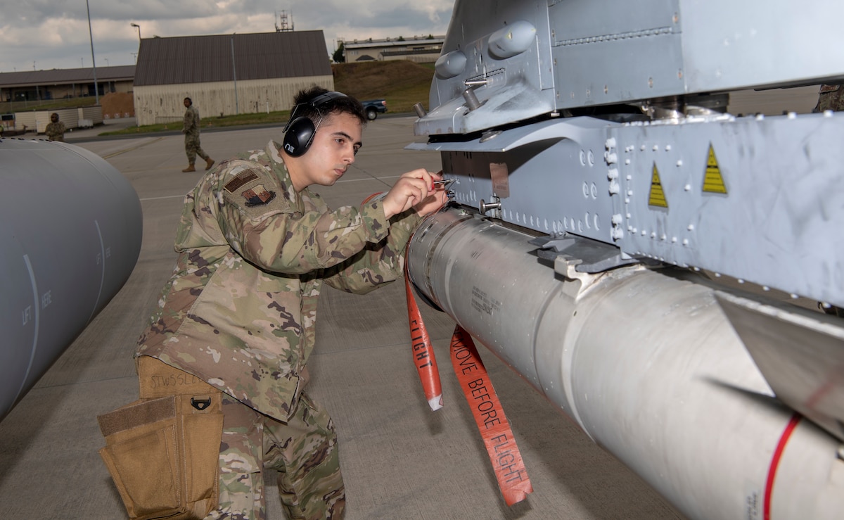 52nd Maintenance Group practices ICT, ACE to gain edge on adversaries ...