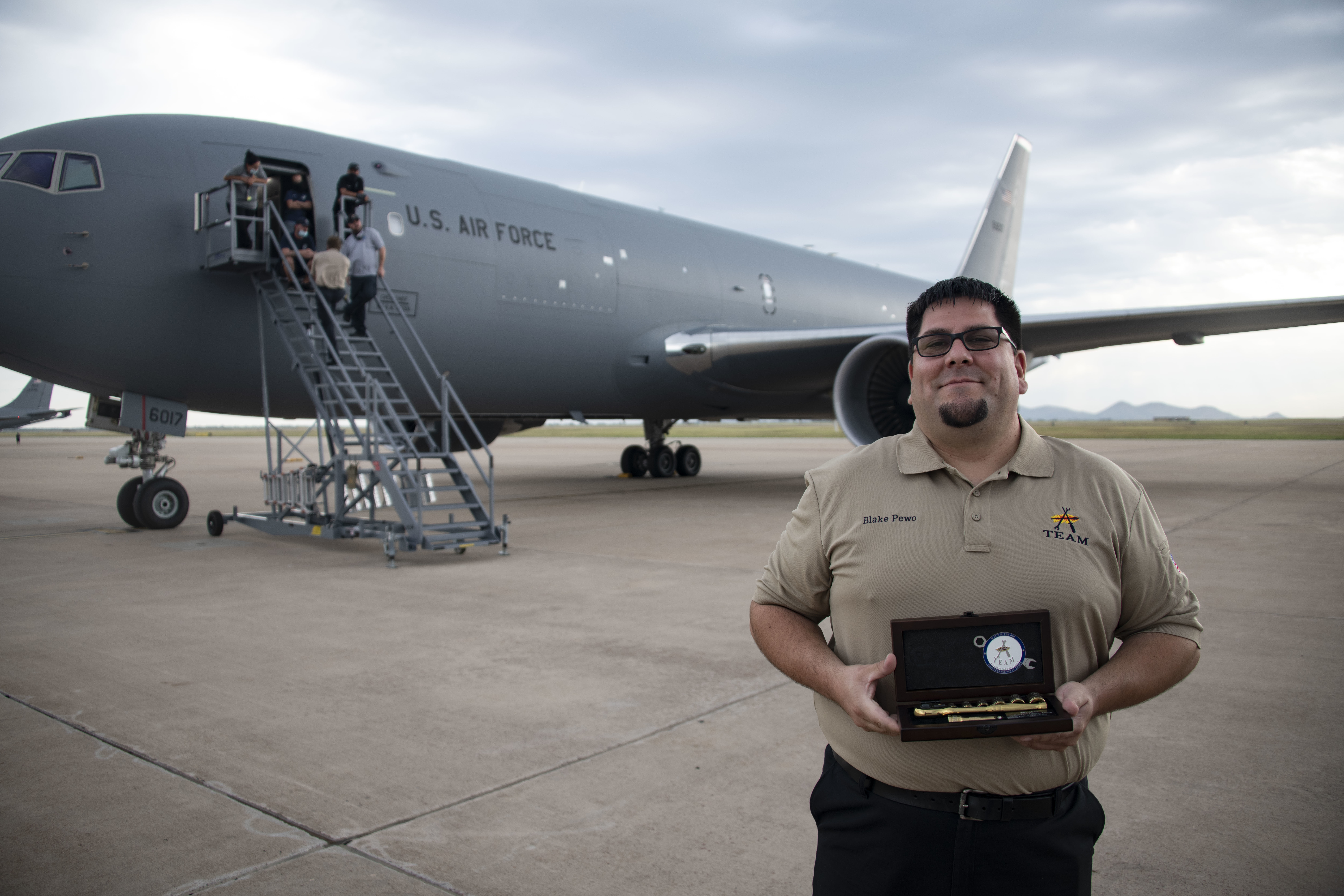 AETC recognizes two Altus maintainers for superior performance > Altus ...
