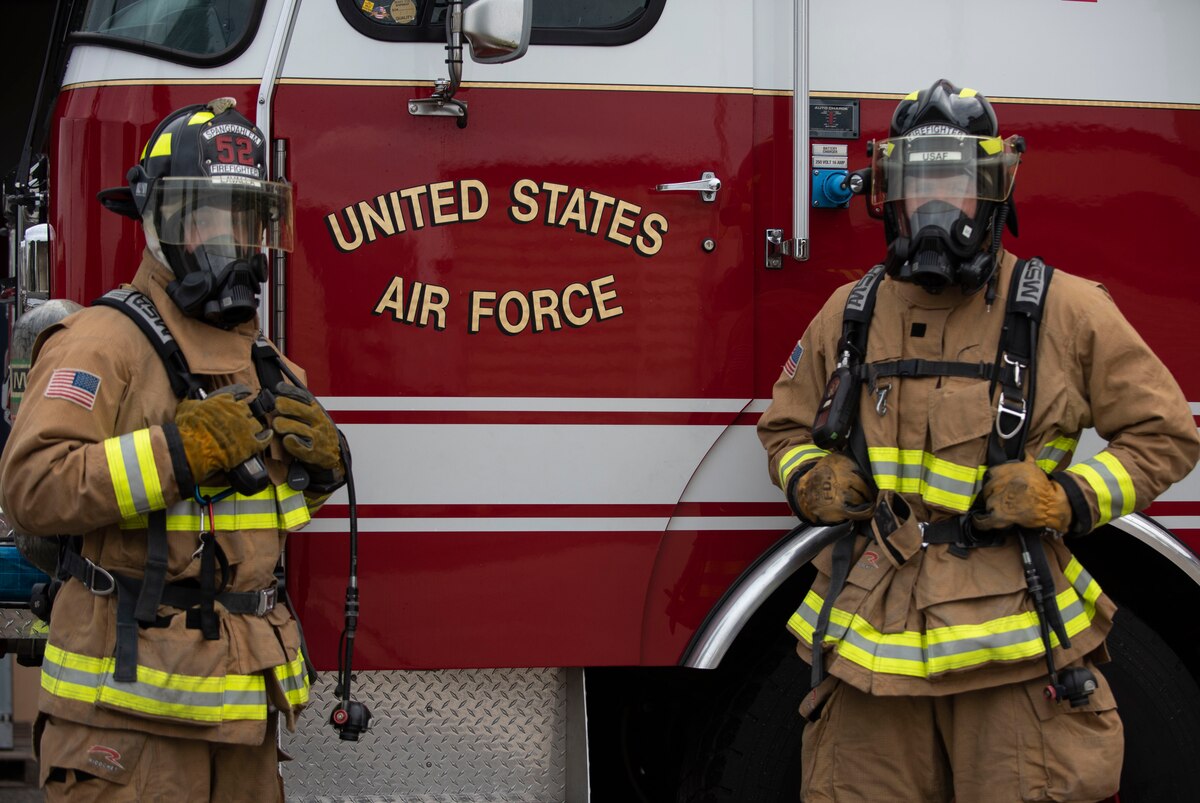 Off-duty Fire Department Airmen help rescue victim after accident ...