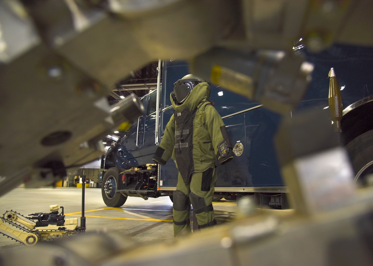 EOD works ‘round the clock, ensuring Fairchild’s safety > Fairchild Air ...