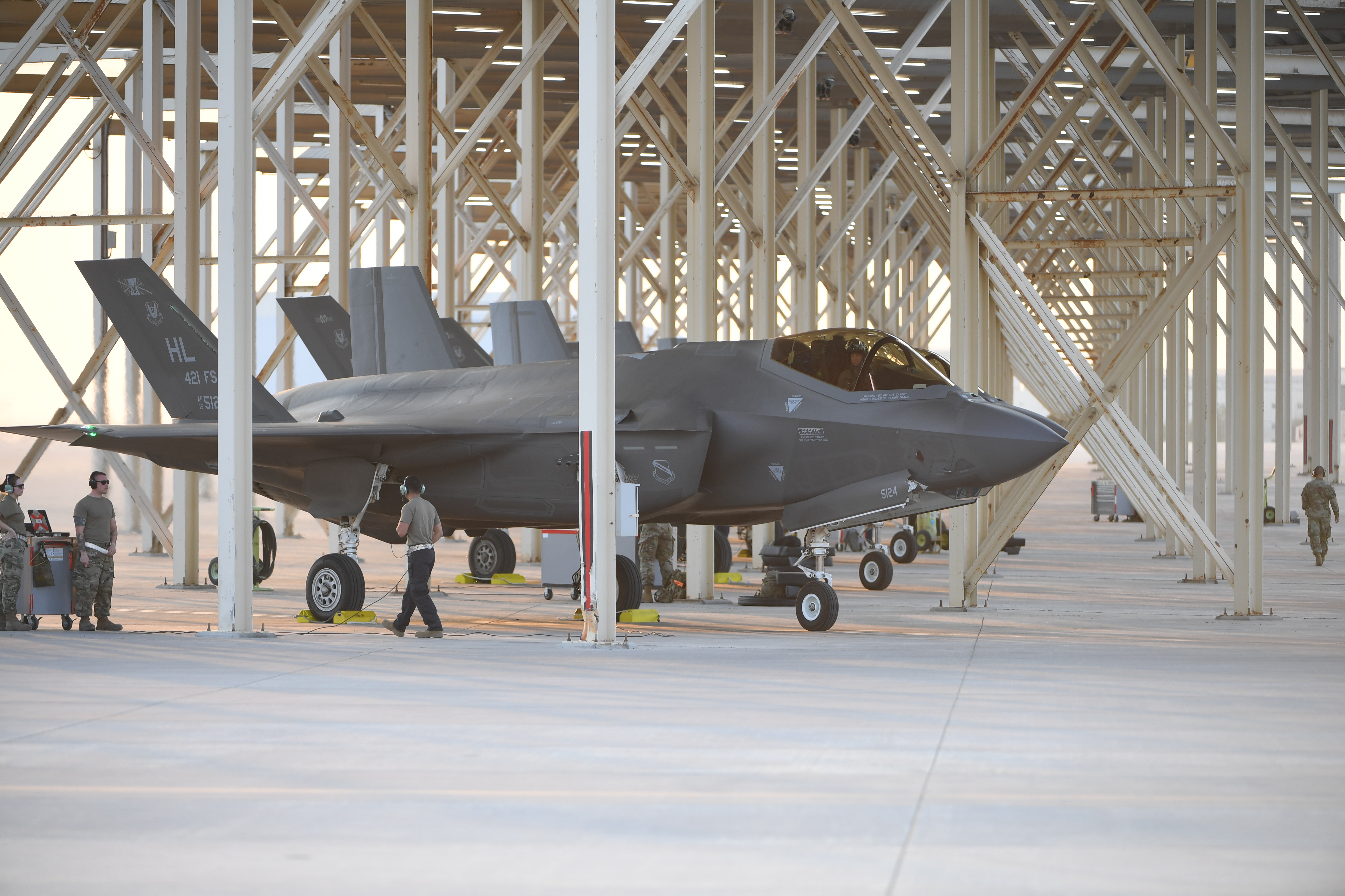 Hill AFB F-35 fighter wing members arrive at ADAB > U.S. Air Forces ...