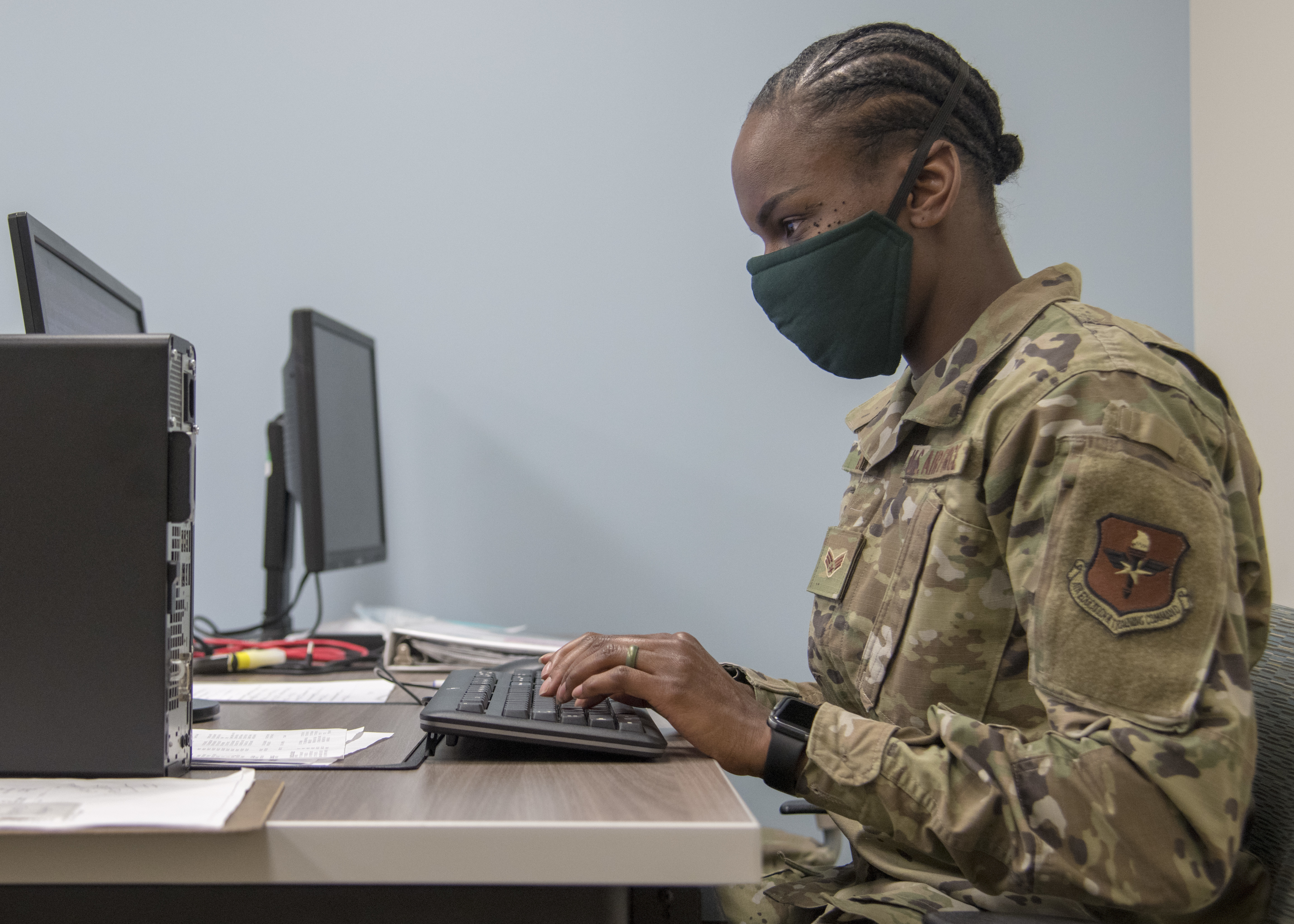 Team Holloman Airmen assist in 49th Medical Group operations > 33rd ...