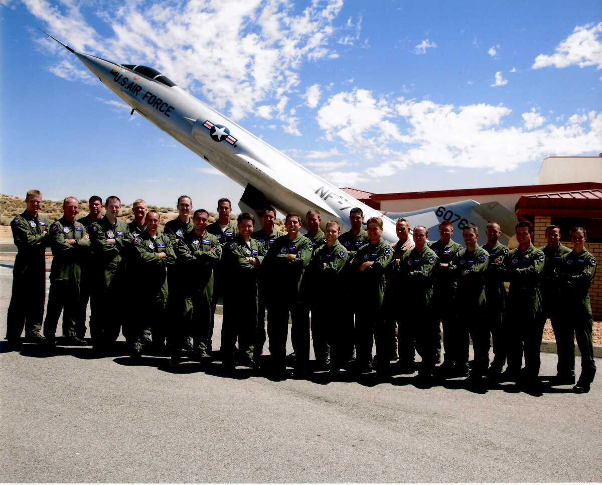 June 11, 2011: Test Pilot School Graduation > Air Force Test Center ...